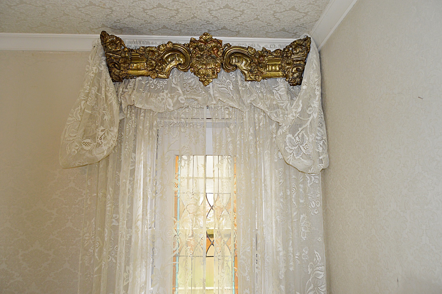 Rococo Style Embossed Brass Window Cornices, Lace Curtains | EBTH