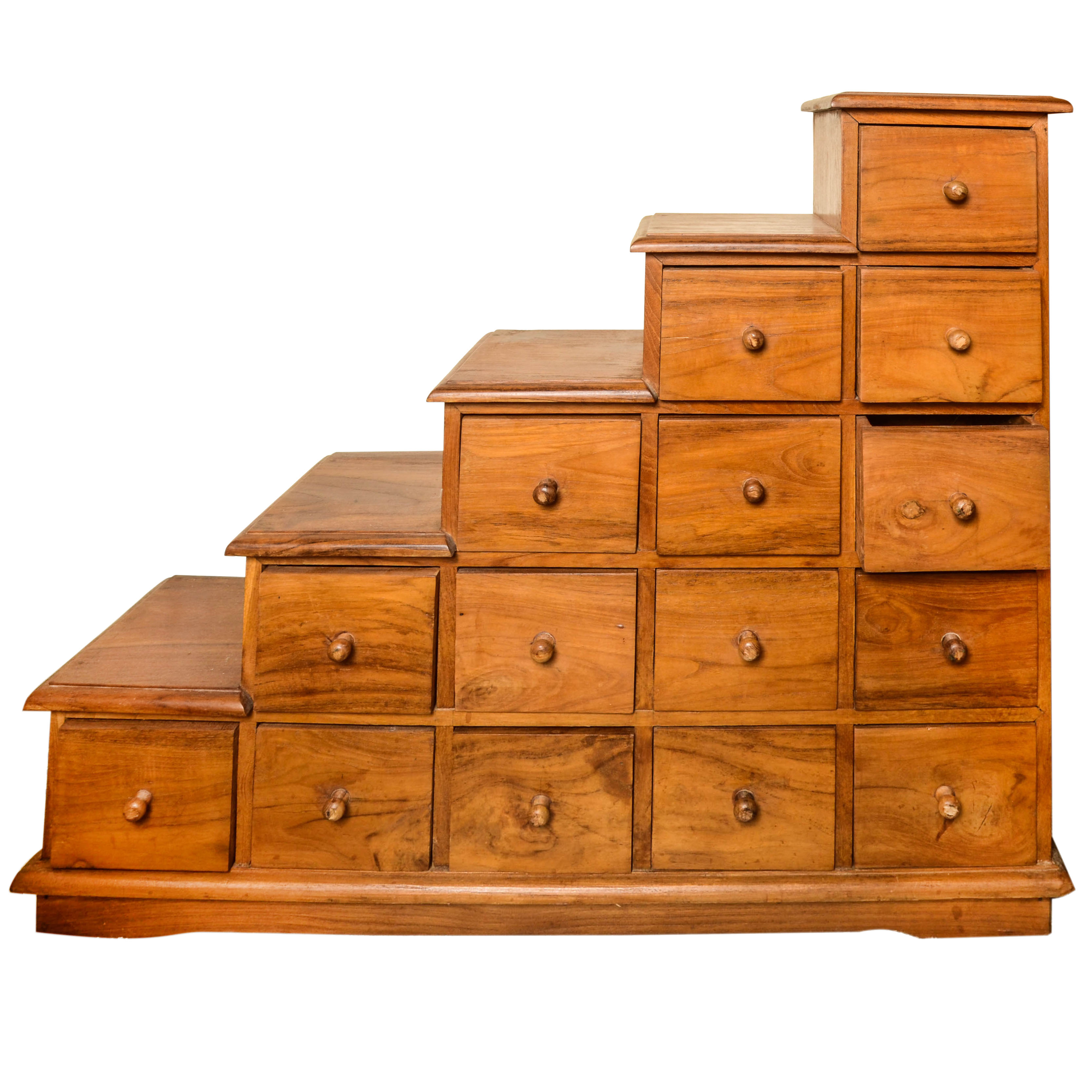 Shaker Style Stepped Chest of Drawers | EBTH