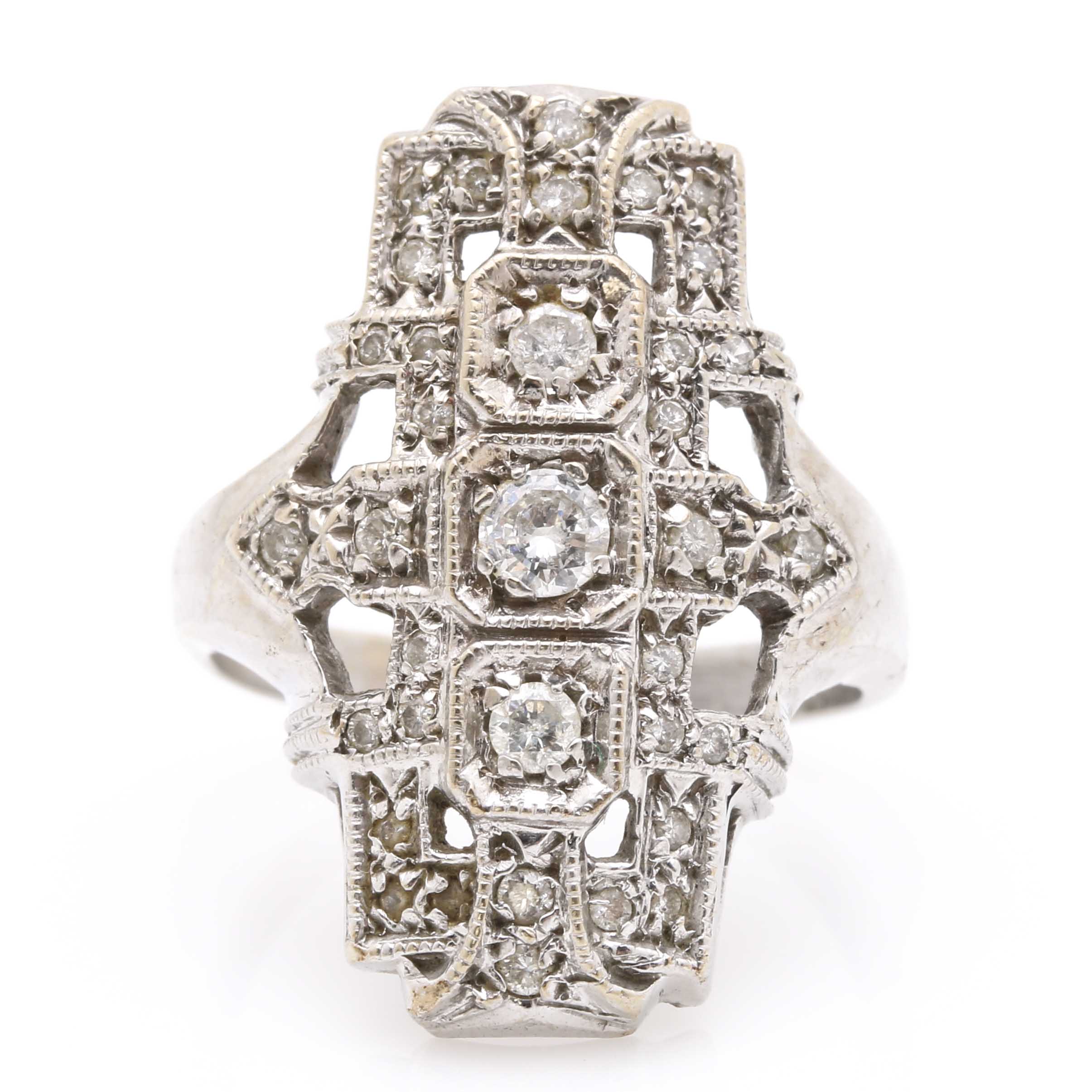 10K White Gold Diamond Rectangular Ring | EBTH