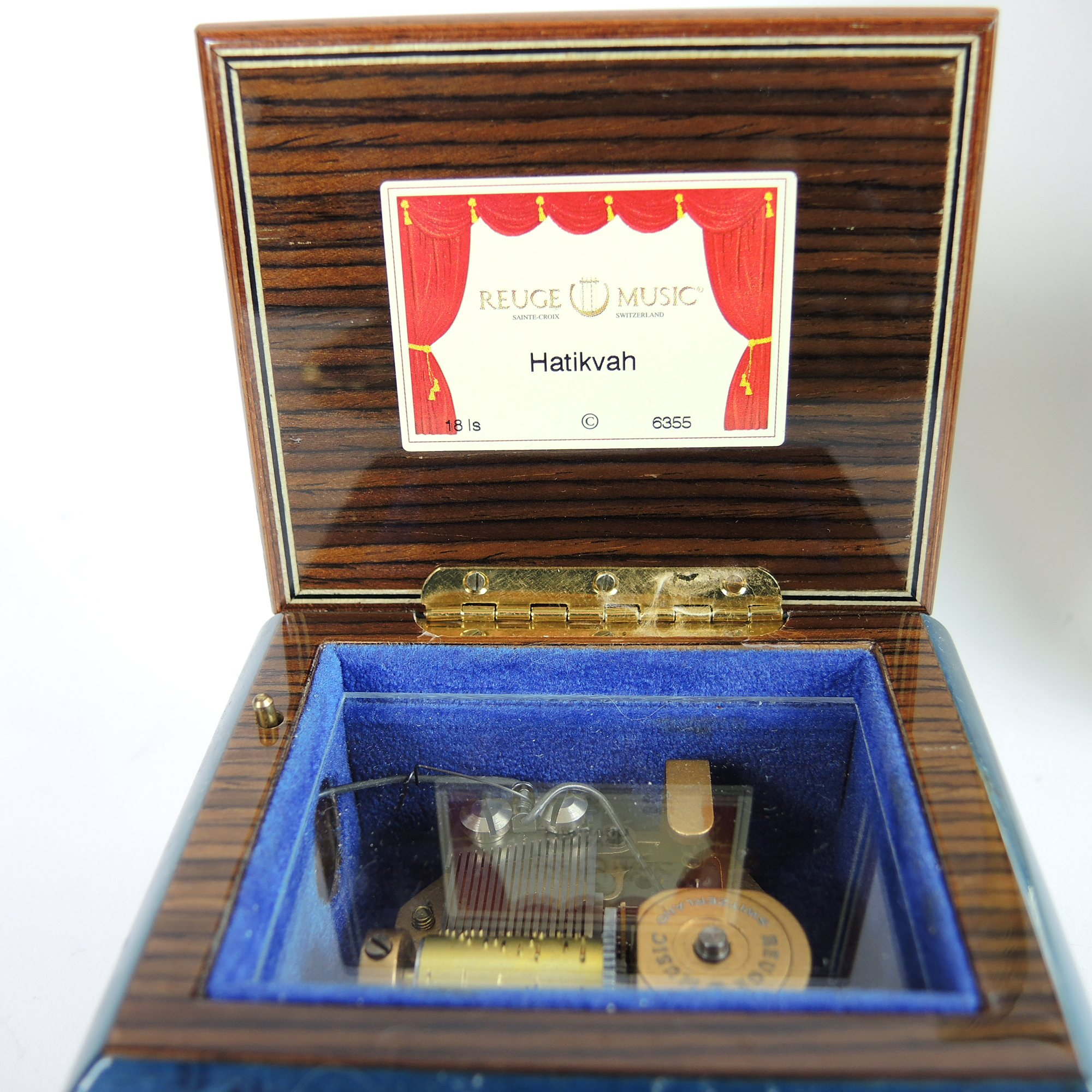 Judaica Collection with Art and Handmade Pieces | EBTH
