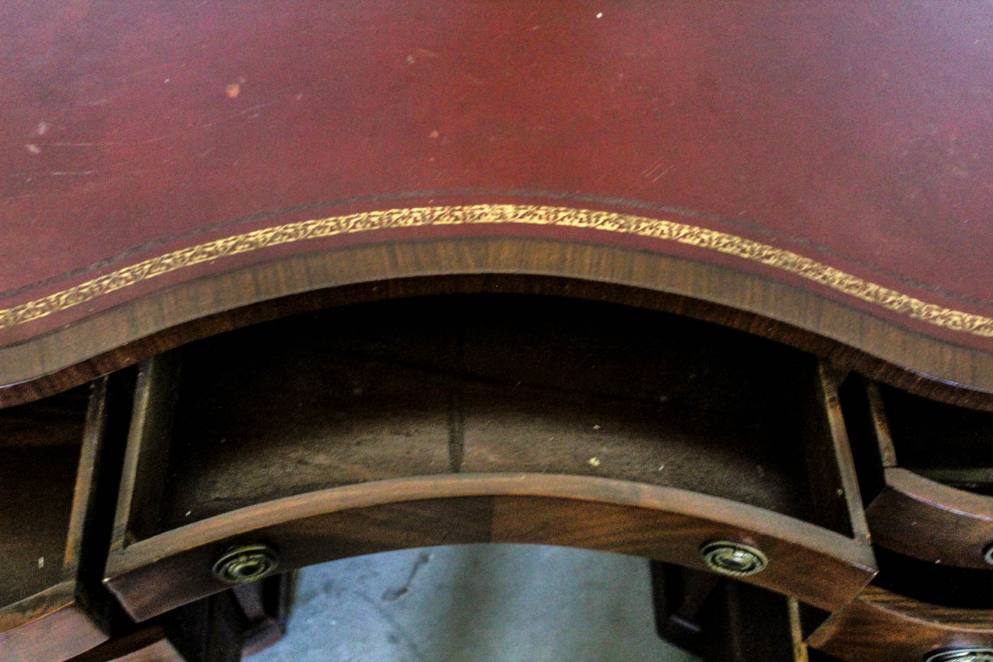 1947 Charak of Boston American Regency Style Desk | EBTH