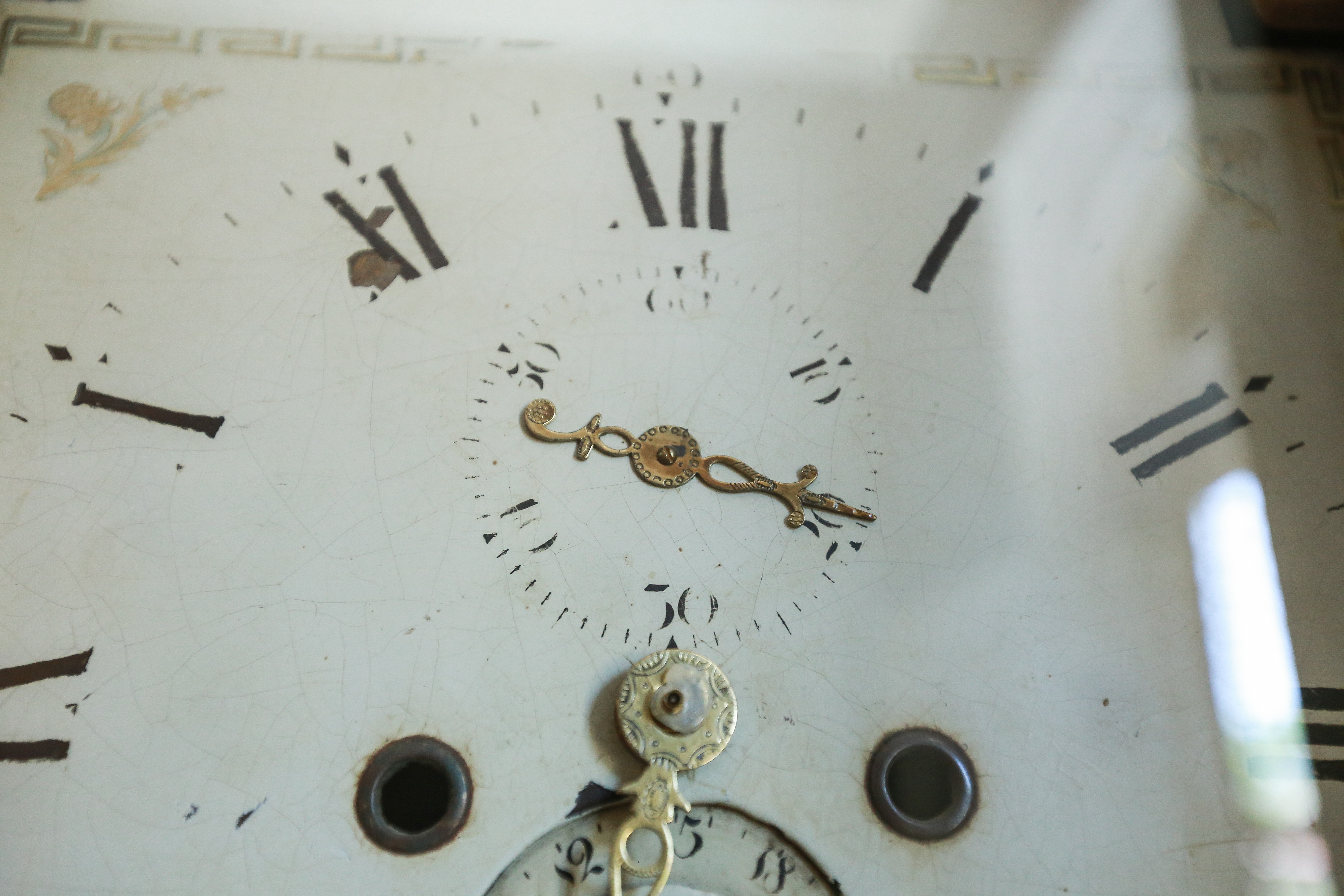 Bristol Shaker Style Grandfather Clock | EBTH