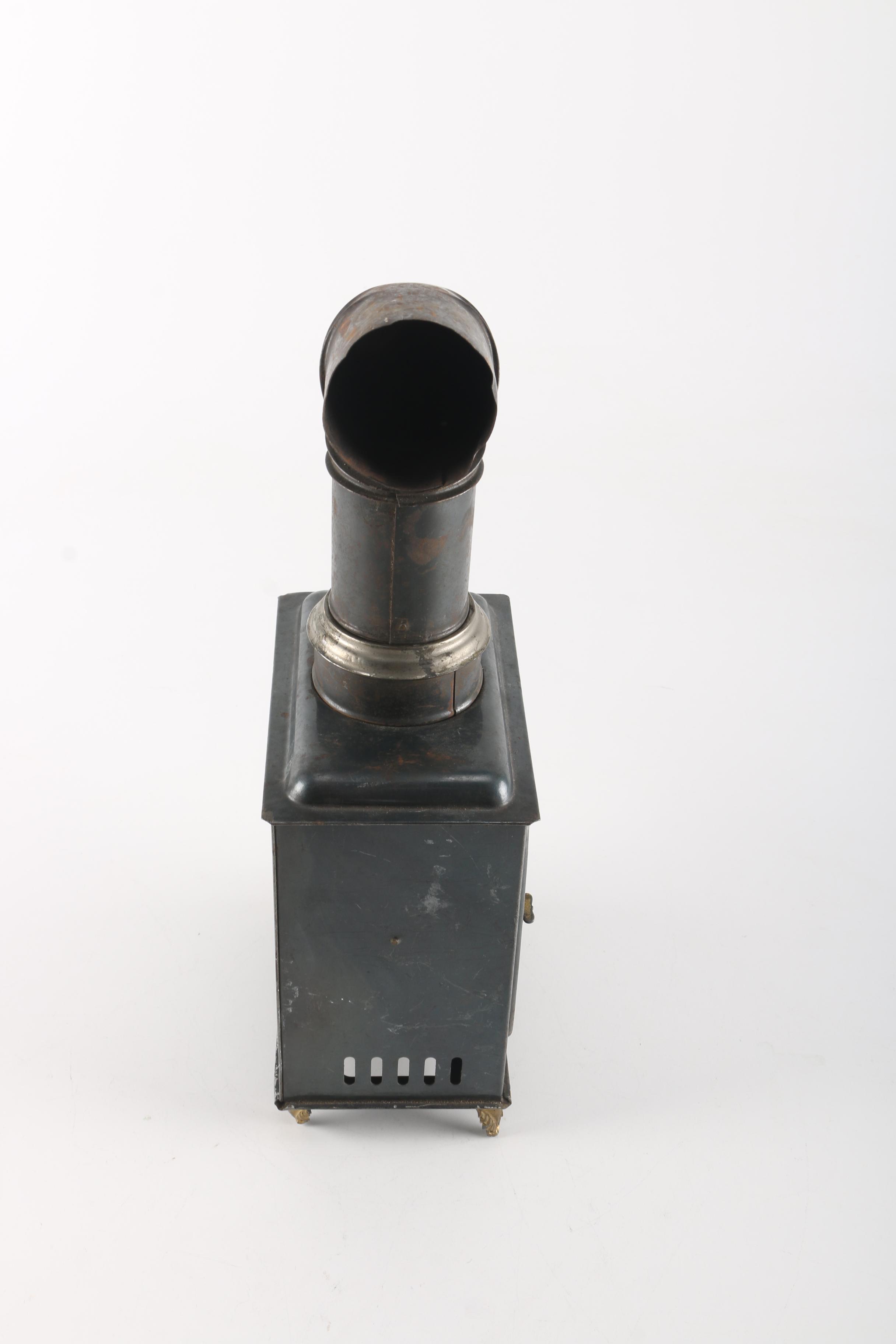 Antique Candle-Operated Slide Projector With Slides | EBTH