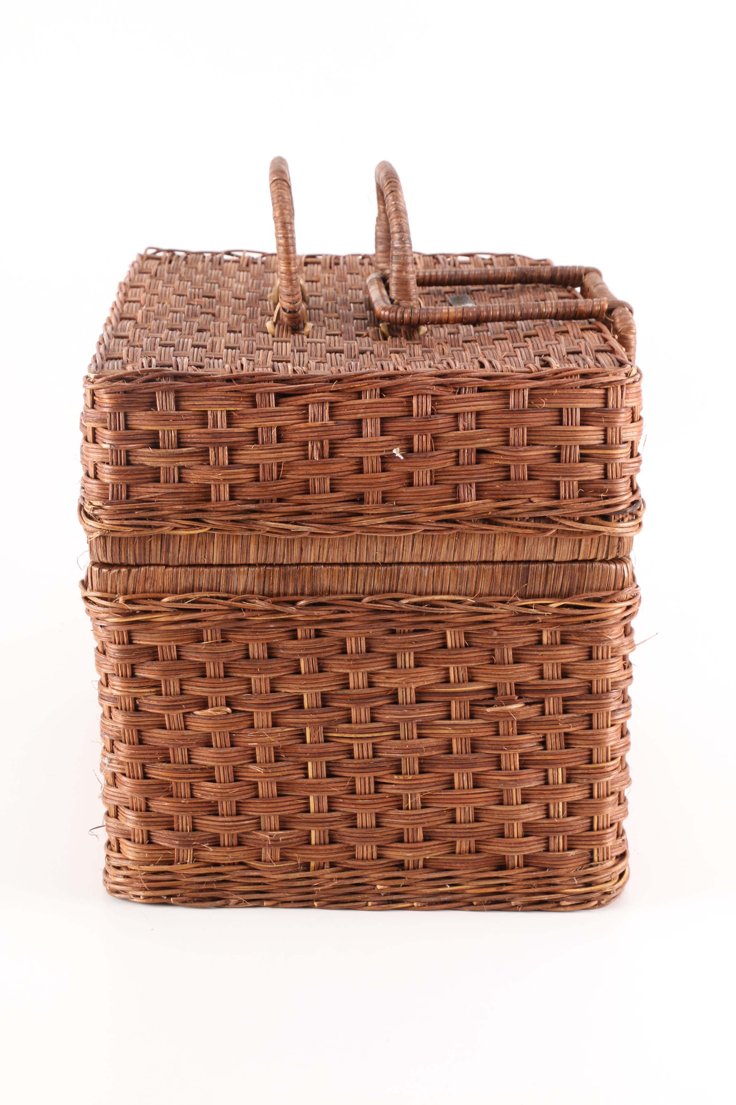 Range Rover Wicker Picnic Basket | EBTH