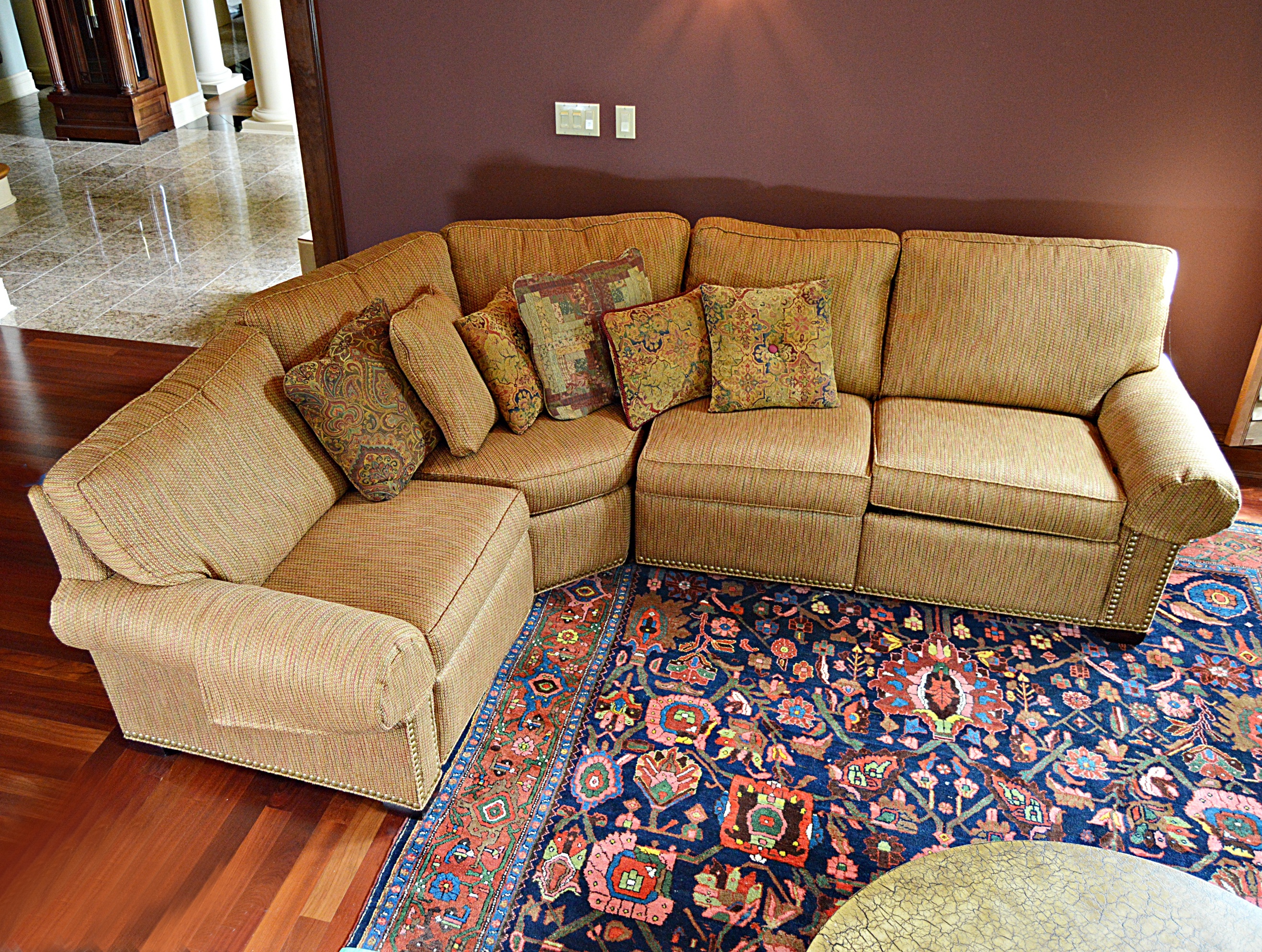 Contemporary Motioncraft Sectional Sofa | EBTH