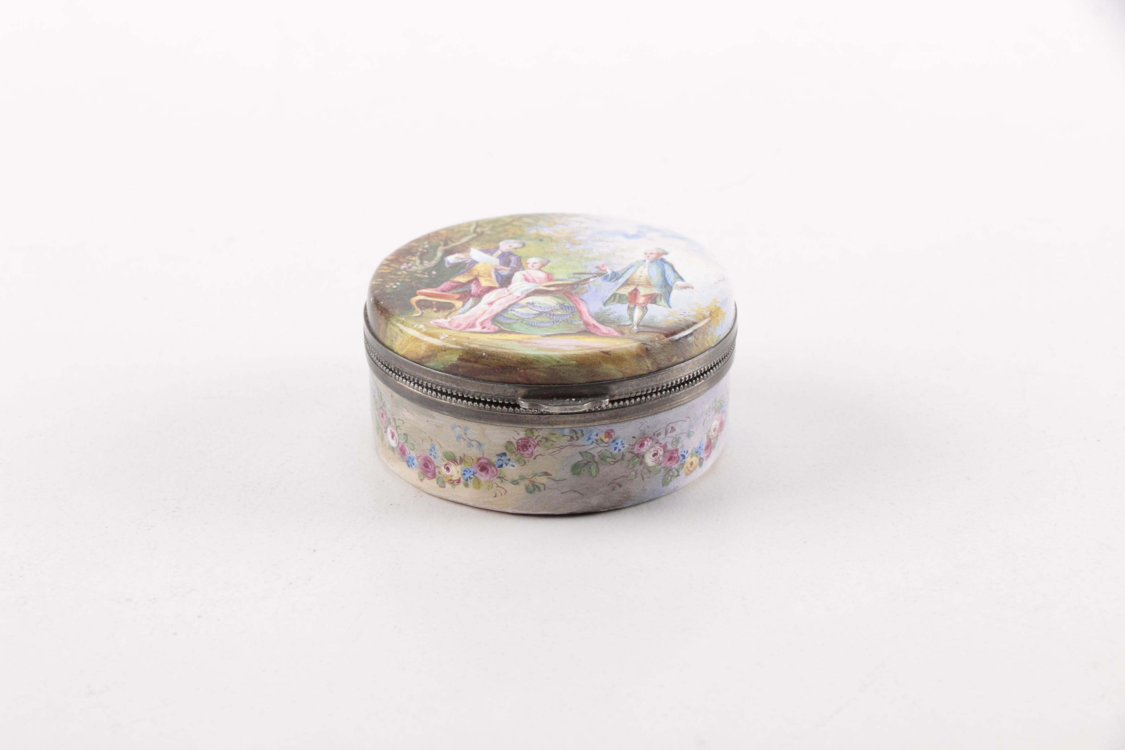 Antique Enameled Patch Box with Pastoral Theme | EBTH
