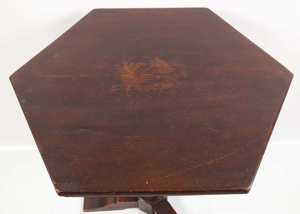 Hexagonal Pedestal Accent Table | EBTH