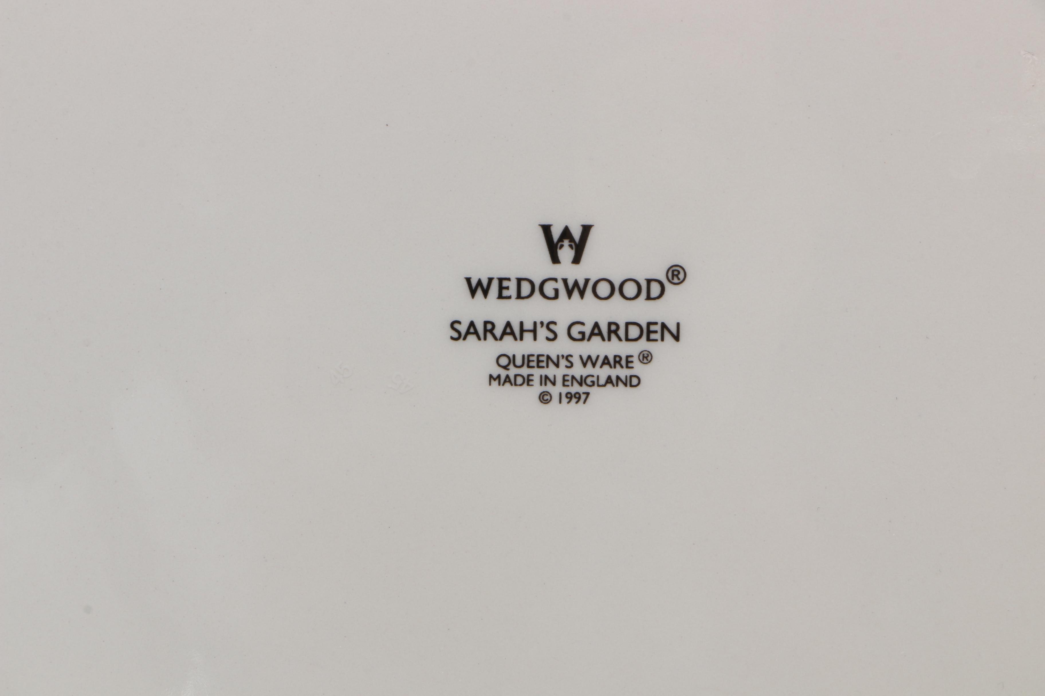 Wedgwood "Sarah's Garden" Vase and Platter | EBTH