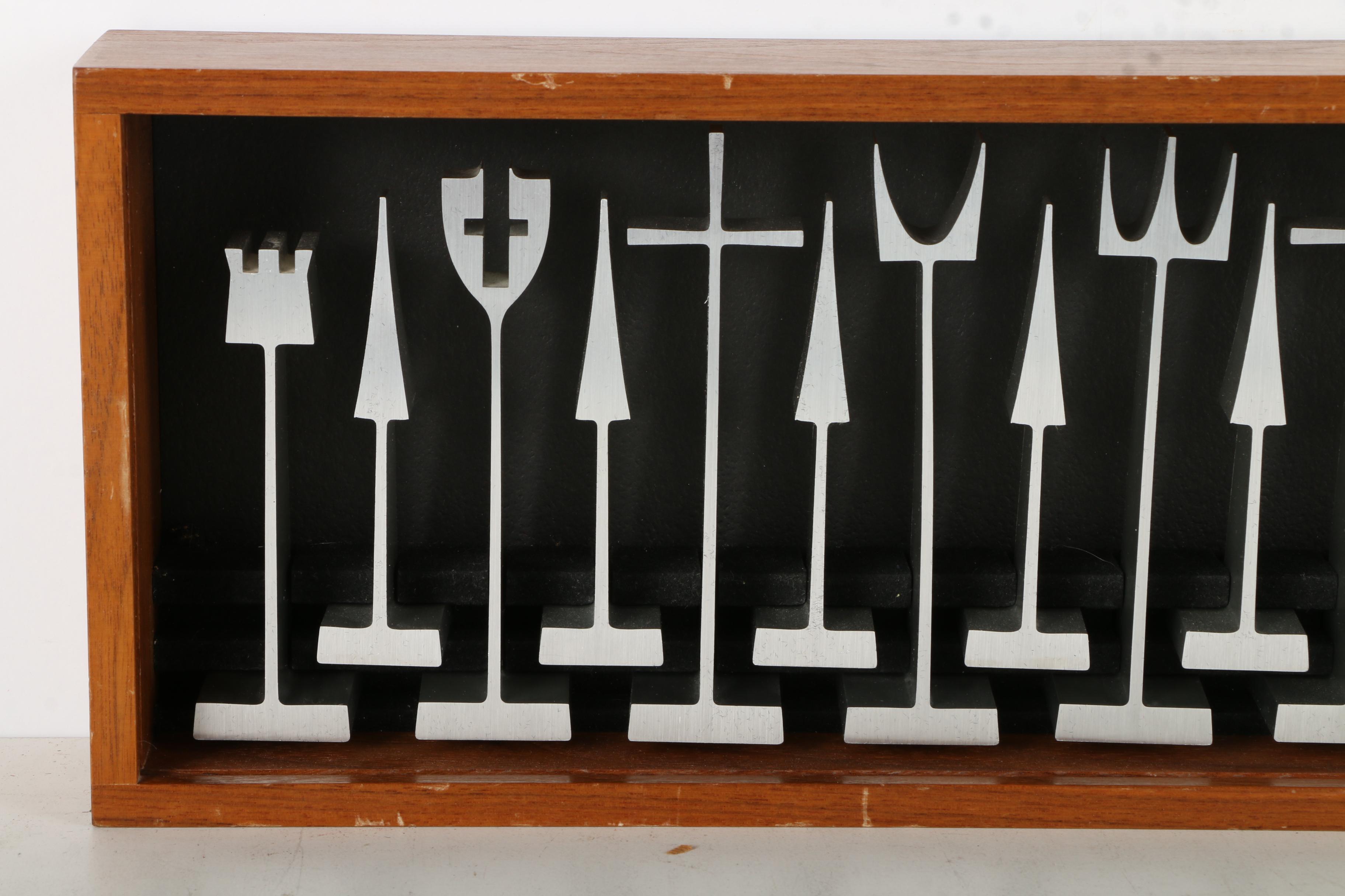 Mid Century Modern Alcoa Aluminum Chess Set by Austin Cox | Everything ...