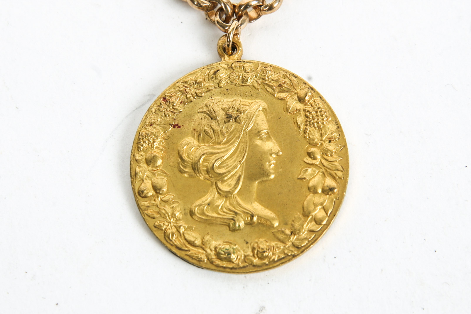 Medallion and Coin Jewelry | EBTH