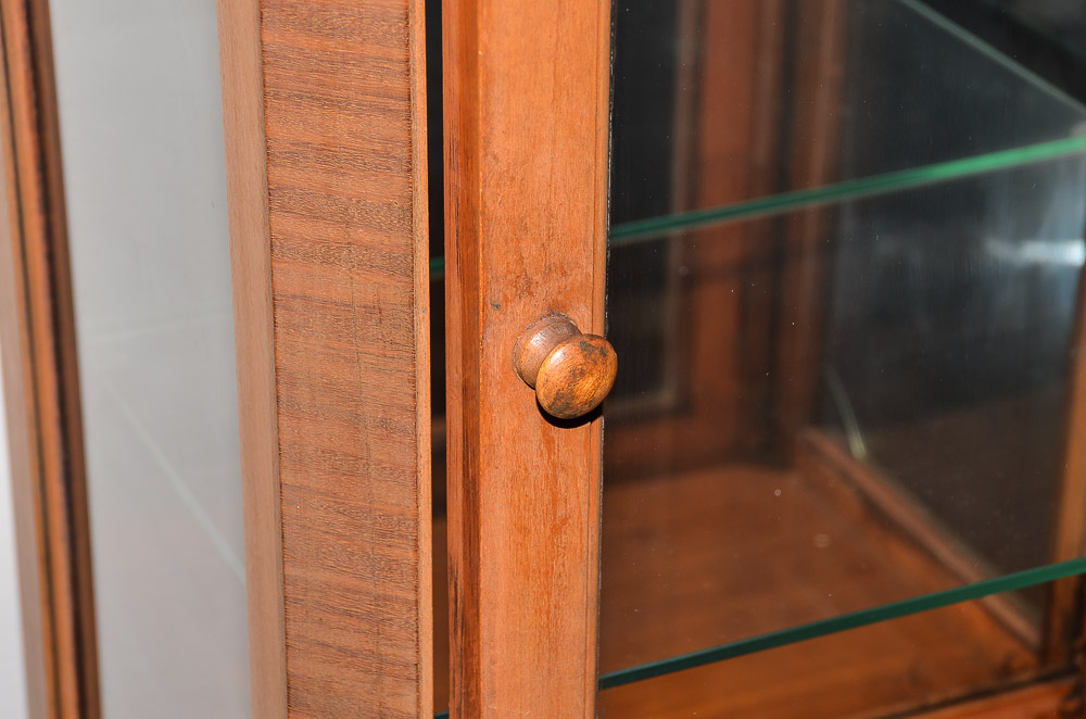 Vintage Louis XV Style Walnut Display Case | EBTH