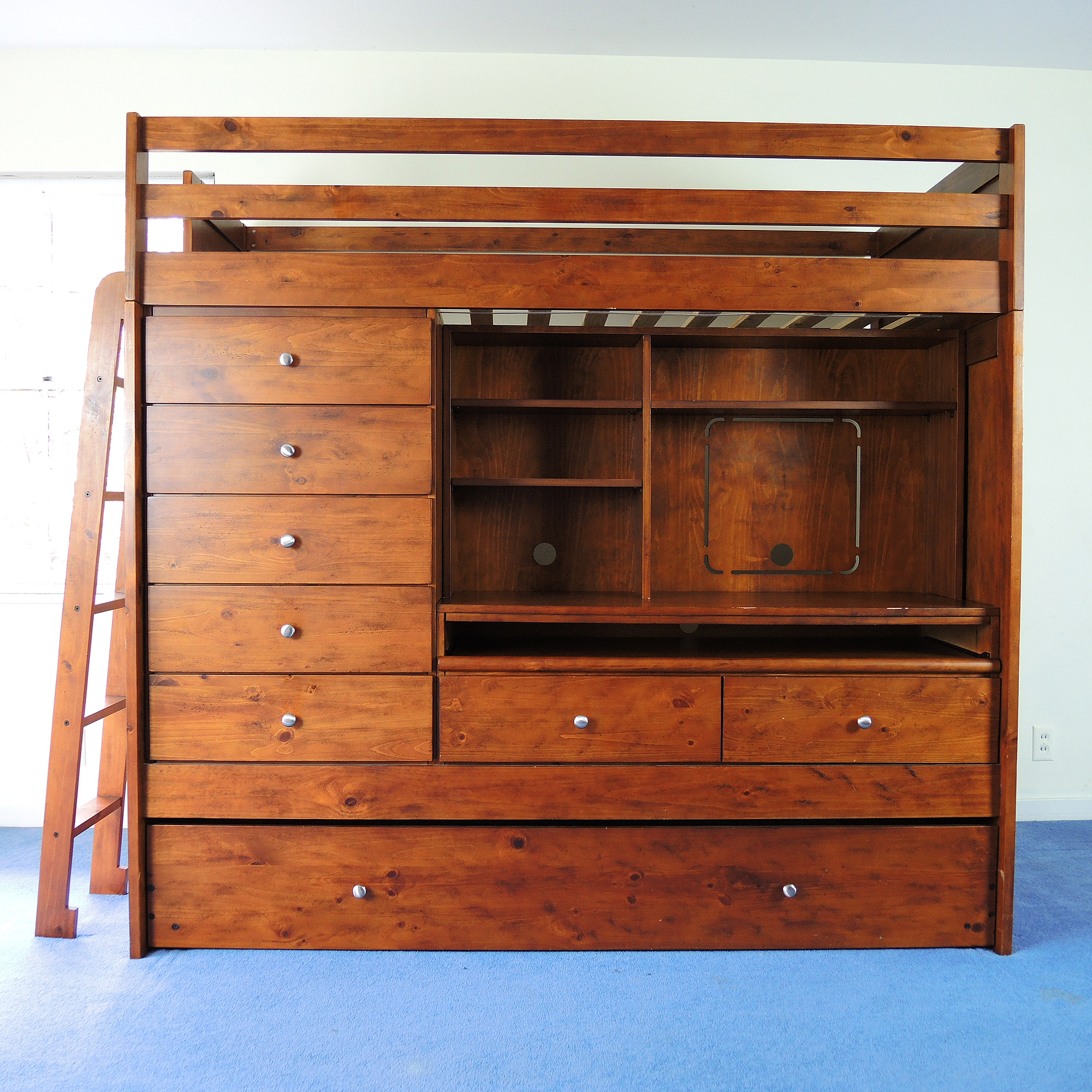 Tradewins Student Loft Bed EBTH