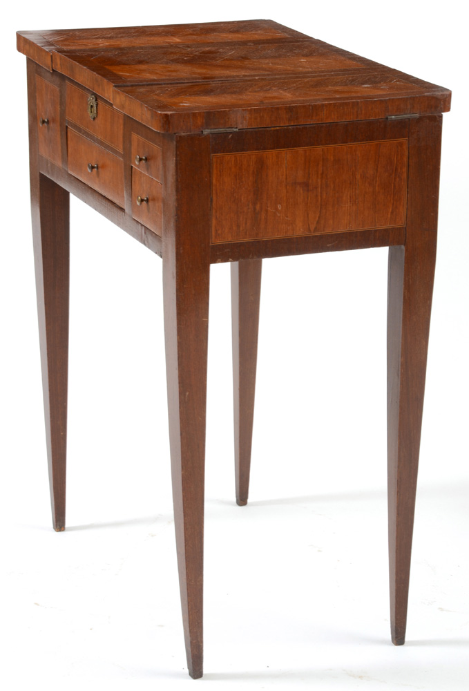 Antique "Beau Brummel" Style Mahogany Lift Top Dressing Table | EBTH