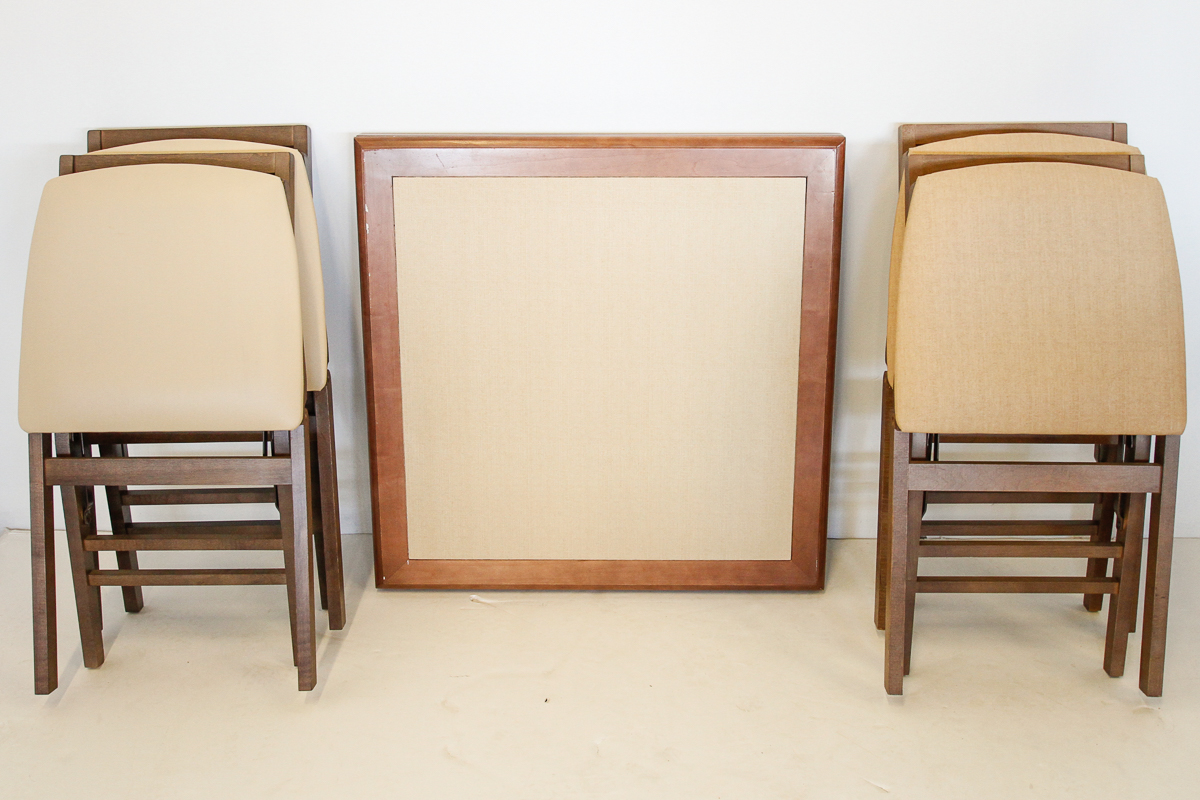 Mid-Century Card Table and Four Folding Chairs by Stakmore | EBTH