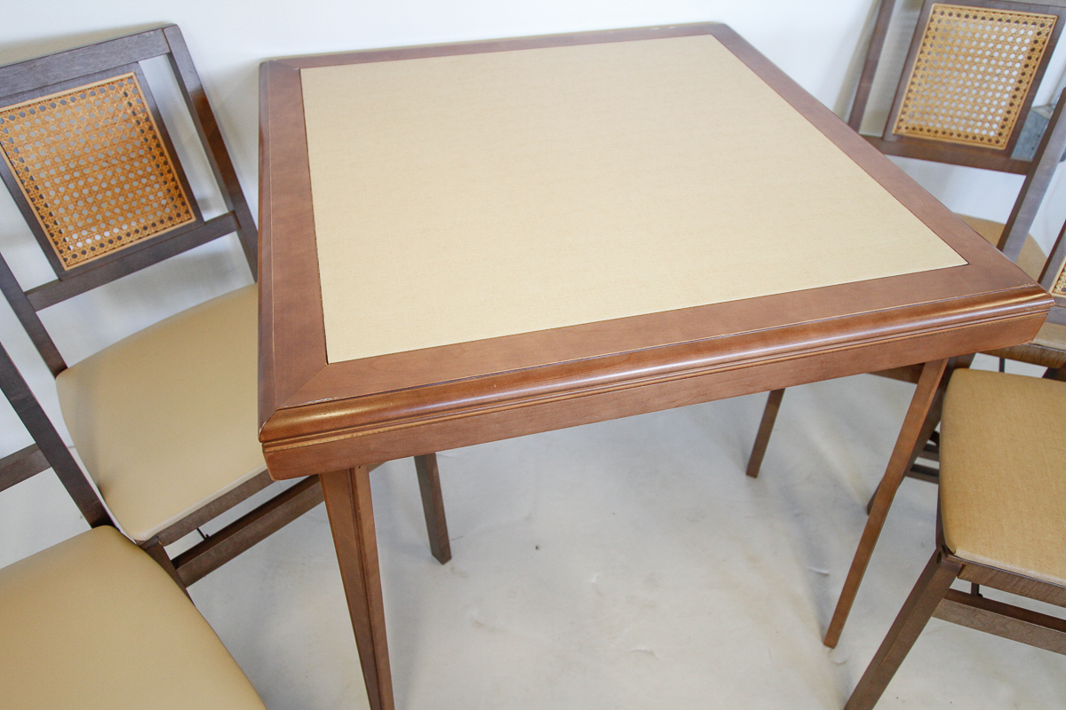 Mid-Century Card Table and Four Folding Chairs by Stakmore | EBTH