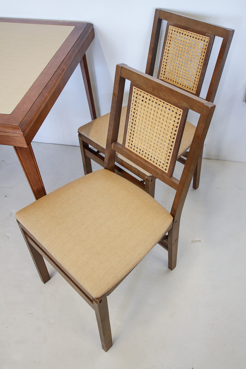 Mid-Century Card Table and Four Folding Chairs by Stakmore | EBTH