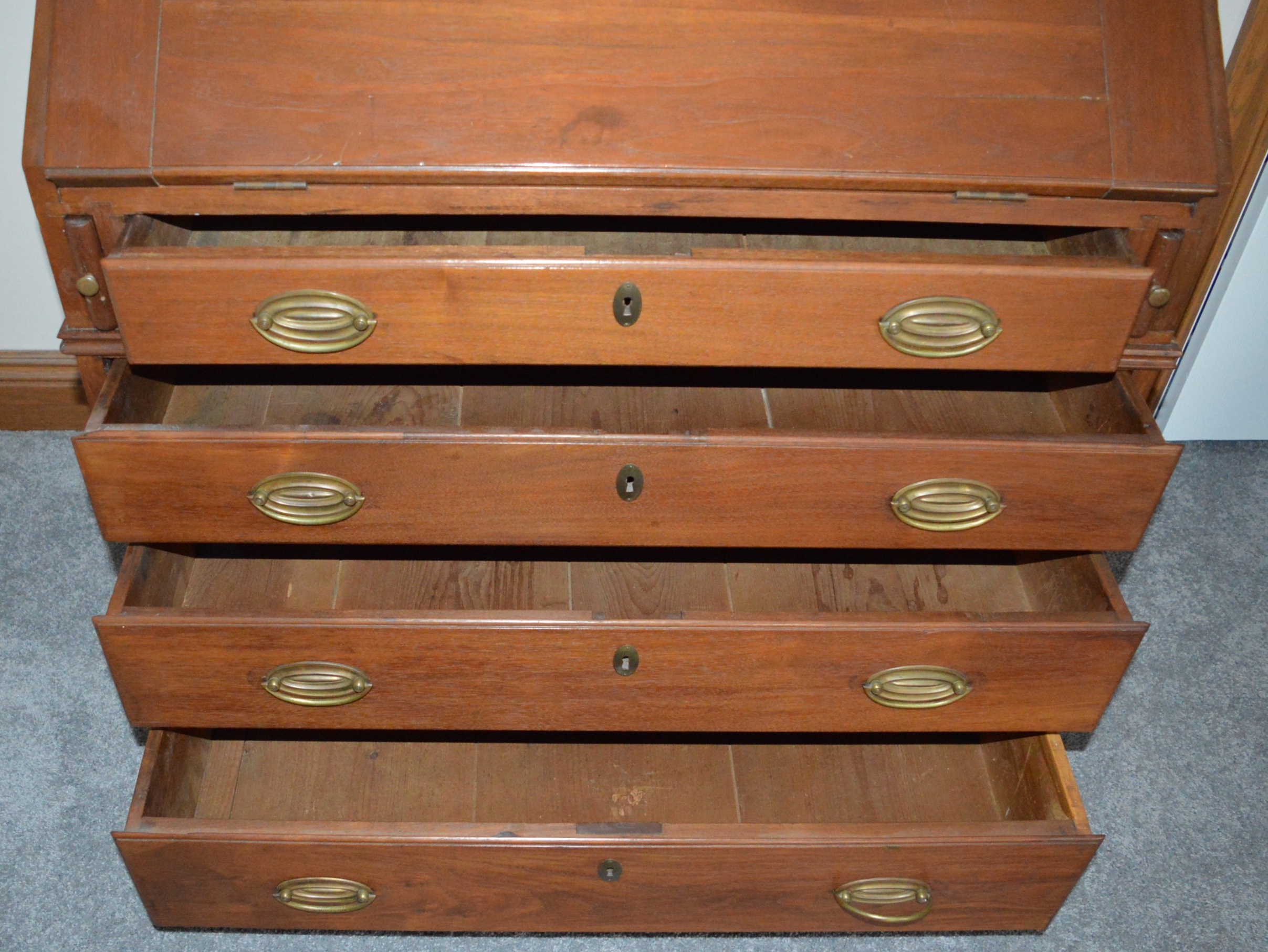 Antique Federal Style Walnut Secretary Desk | EBTH