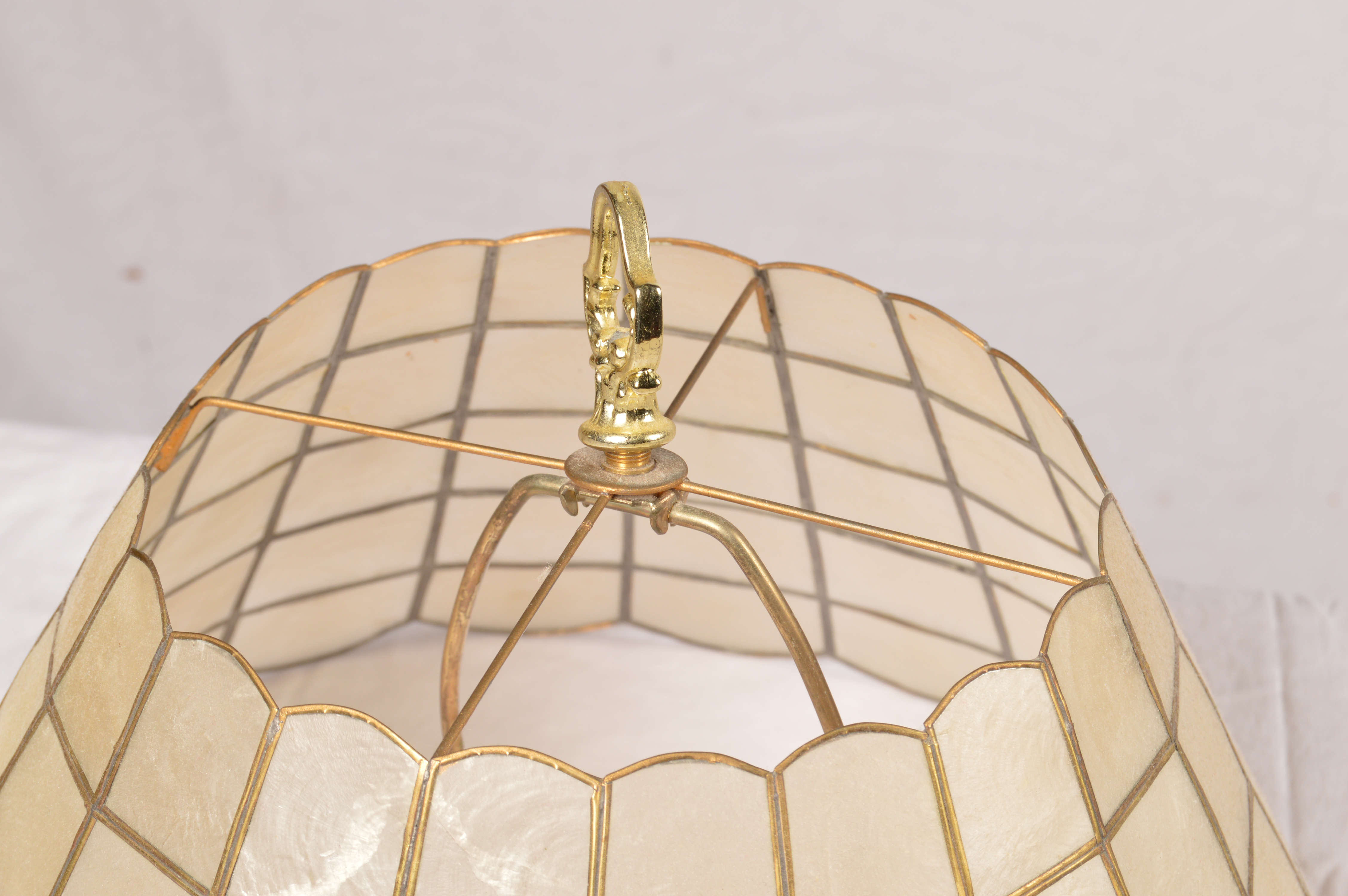 Classical Brass Lamp with Shell Shade | EBTH