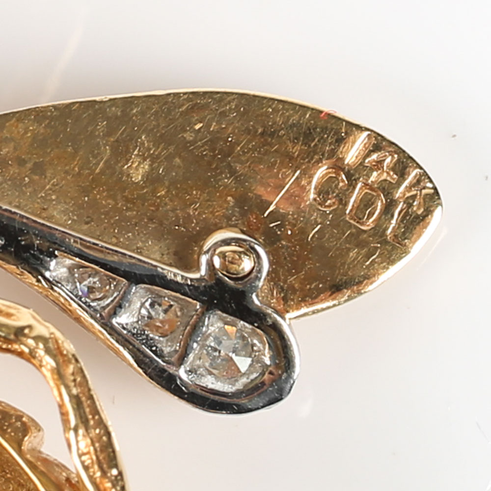 14K Yellow Gold, Diamond and Ruby Queen Bee Brooch | EBTH