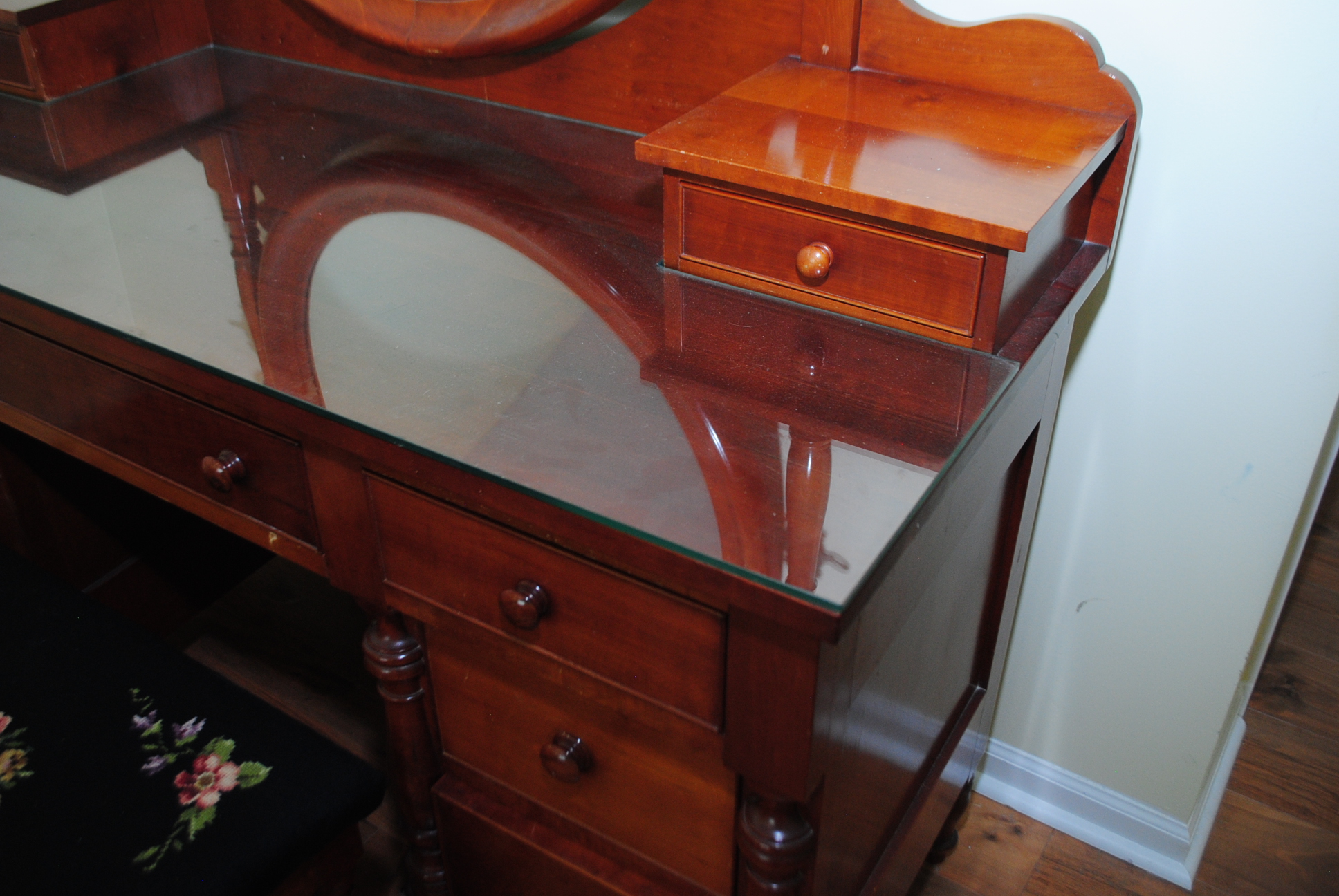 Vintage Cherry Vanity Table with Needlepoint Upholstered Stool | EBTH
