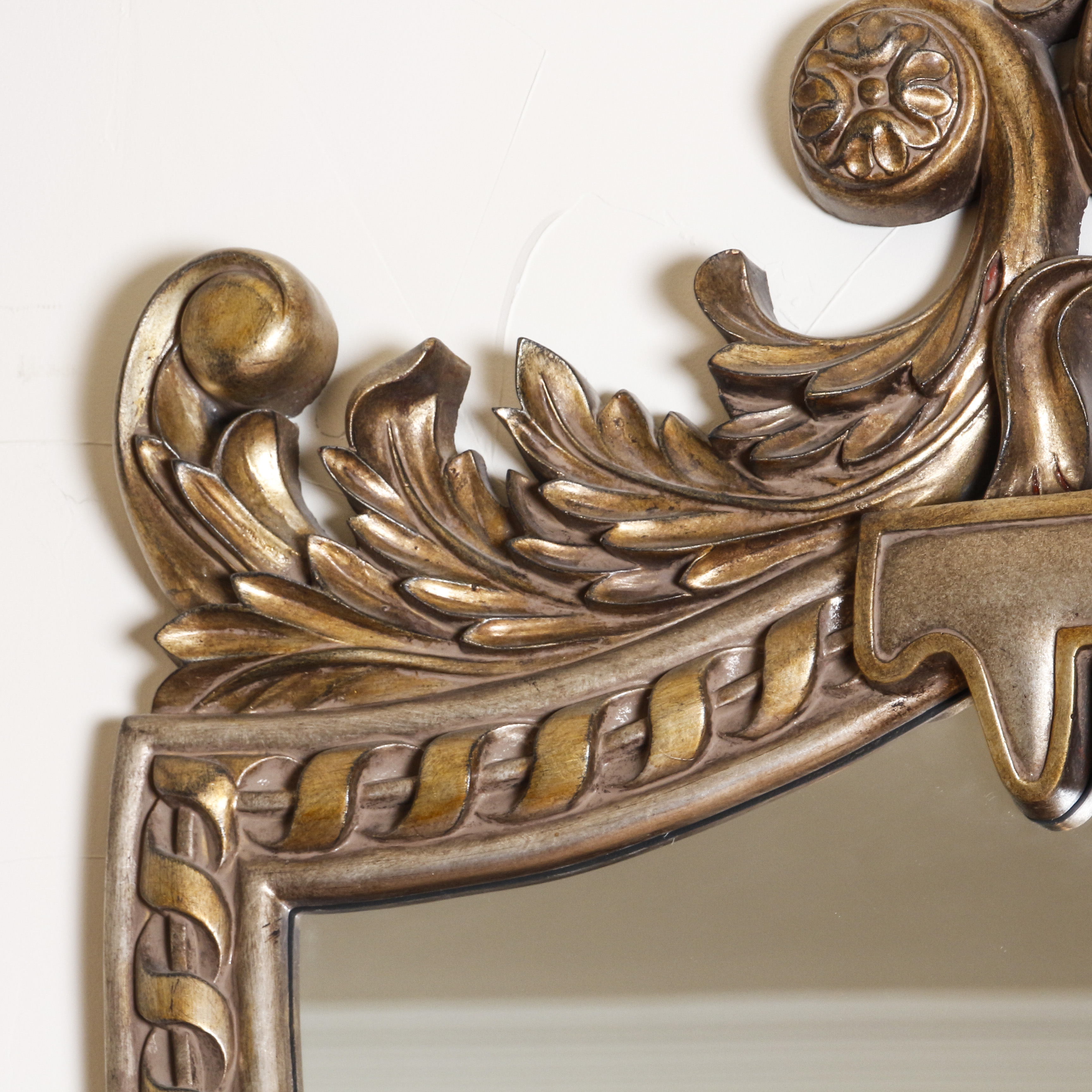 Decorative Shield Wall Mirror | EBTH