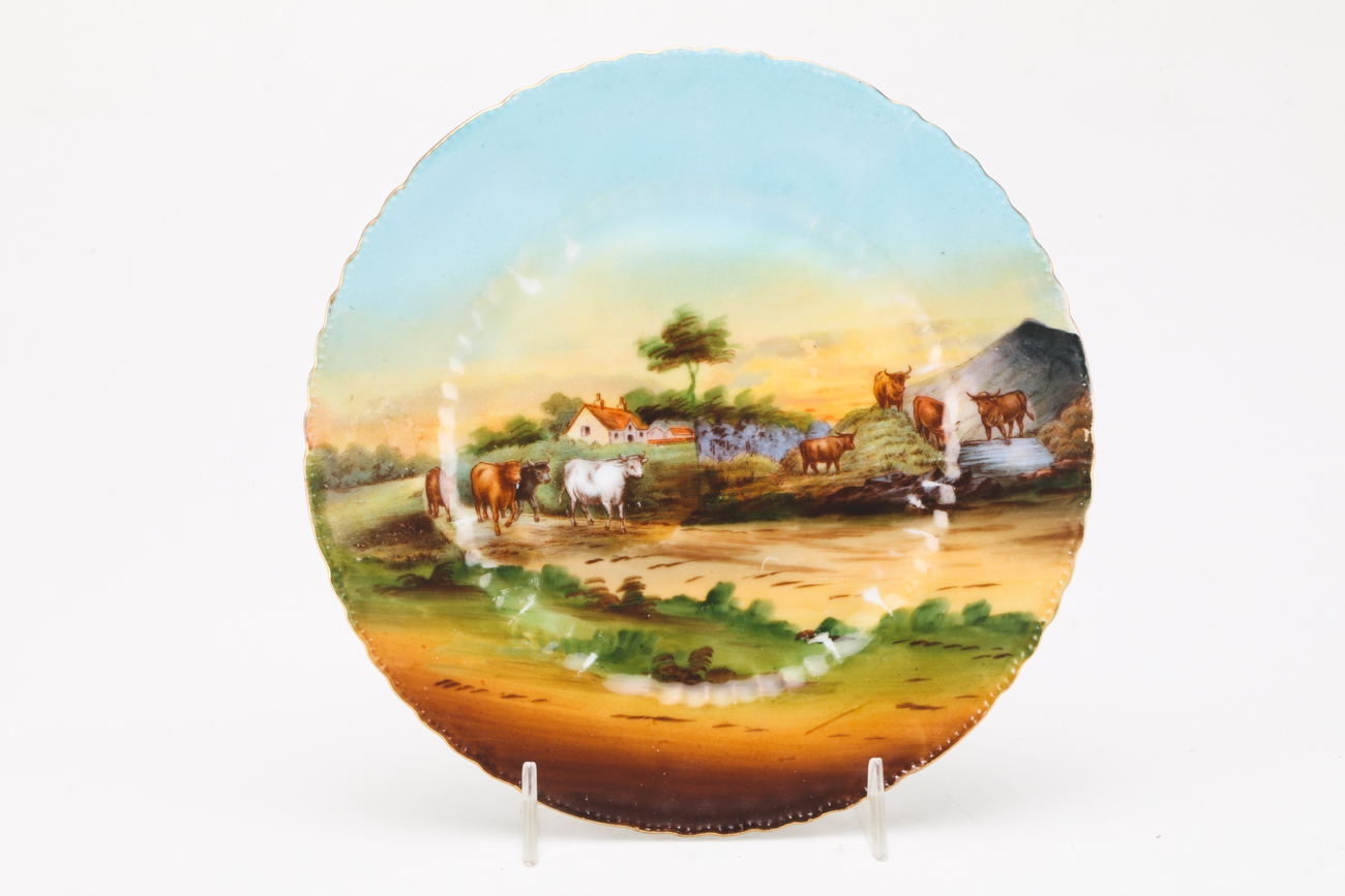 Pair of Victoria Austria Collectible Porcelain Plates | EBTH