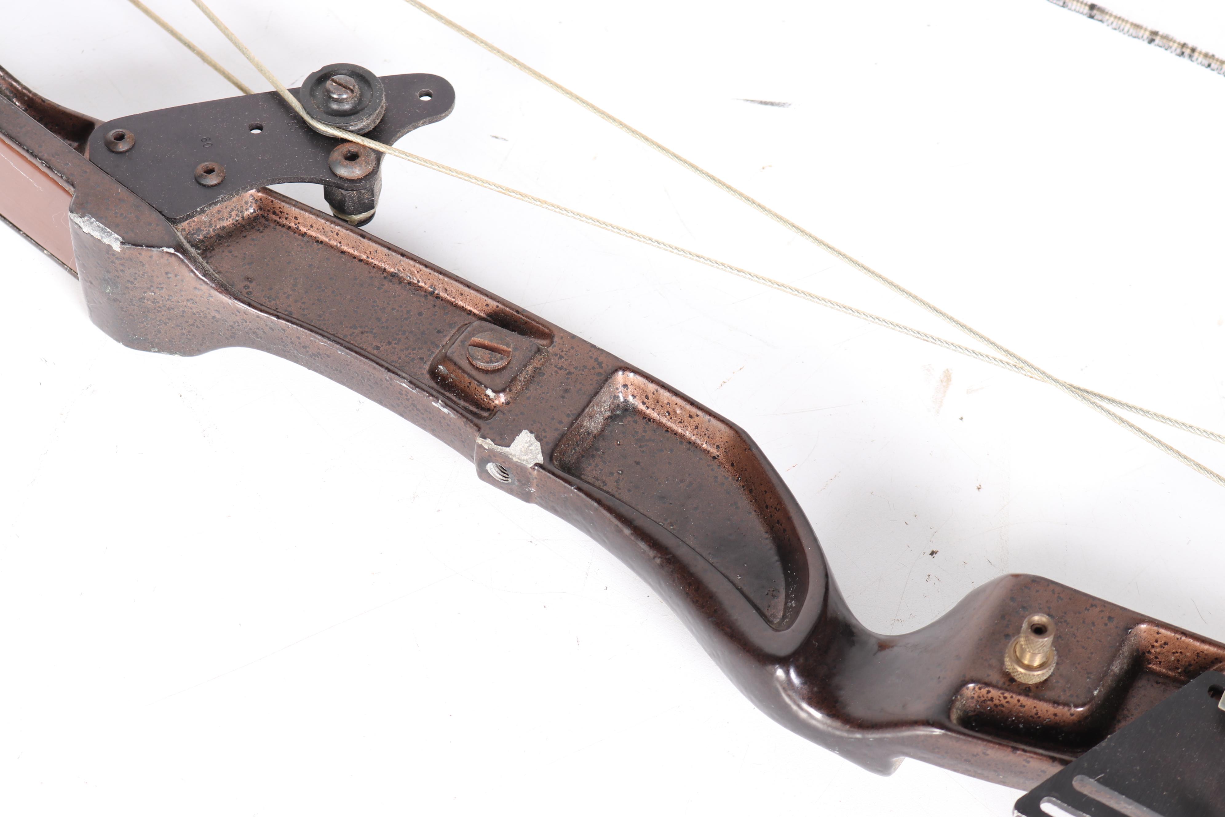 Bear Archery Compound Bow, Ben Pearson Colt 7070 Recurve Bow and Arrows ...