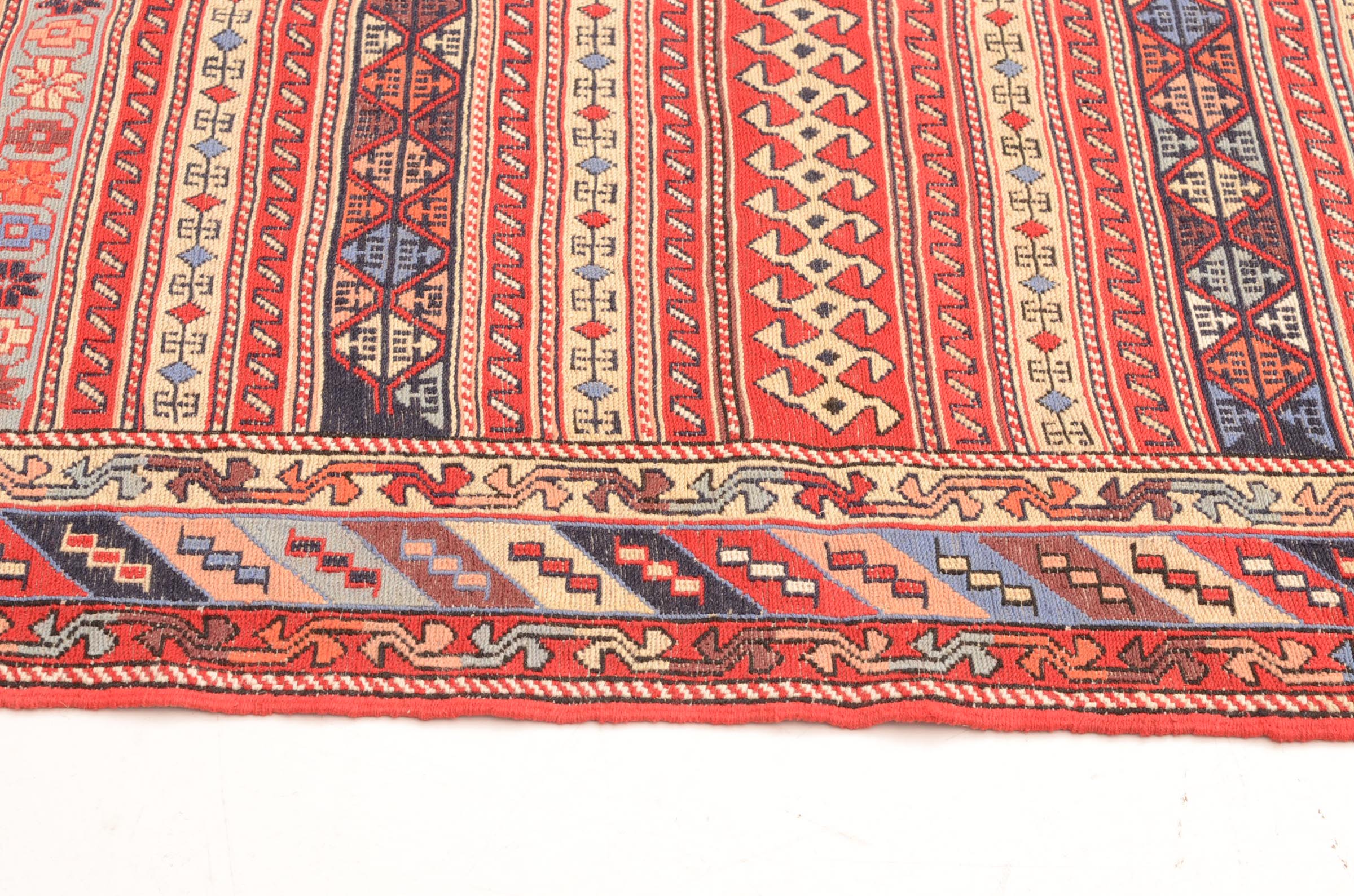 Handwoven Turkish Rahrah Soumak Area Rug | EBTH