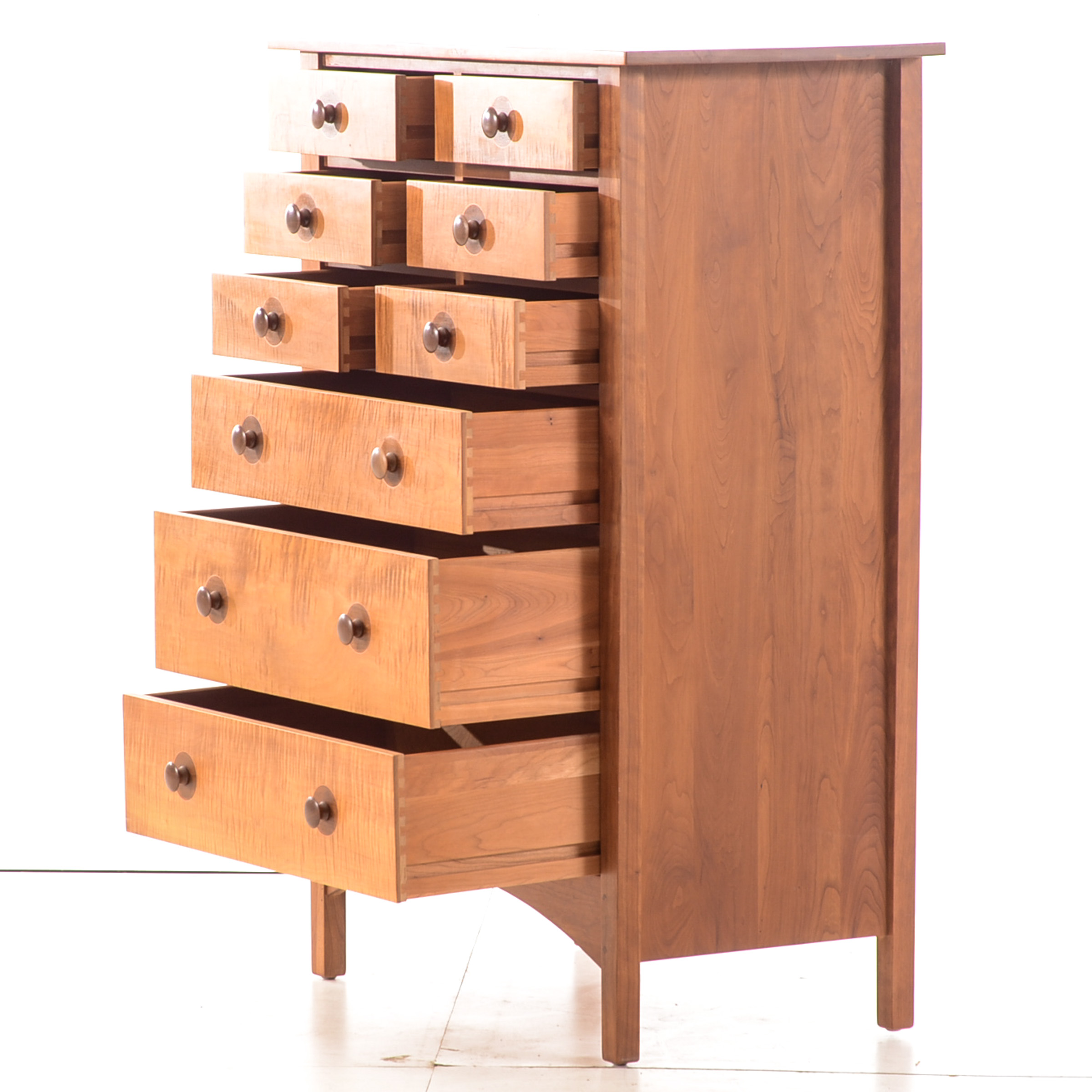Stickley Chest of Drawers | EBTH
