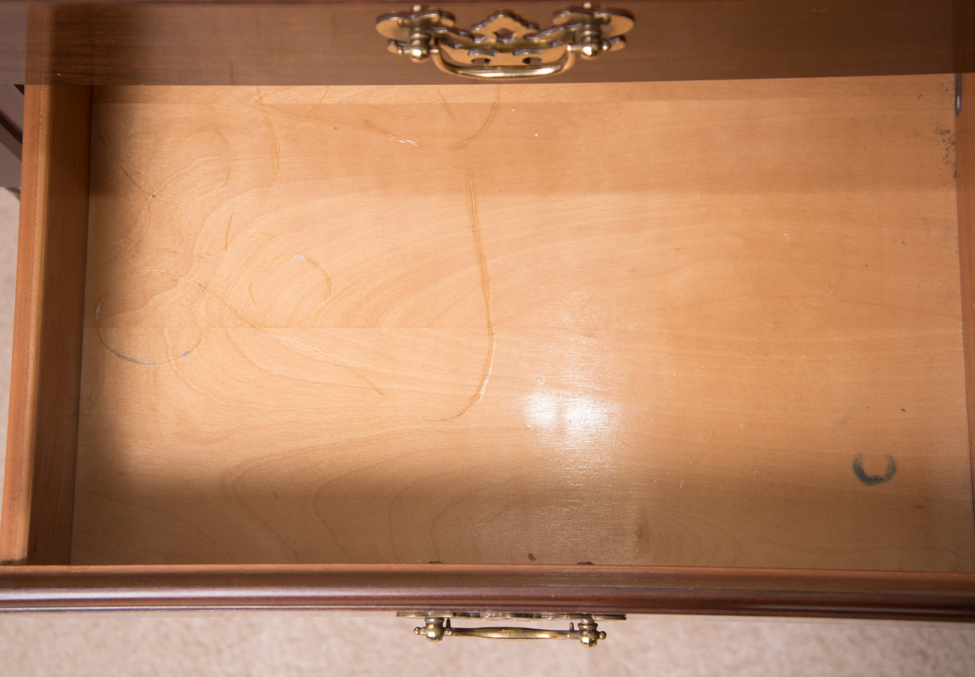 Colonial Revival Night Stands by Ethan Allen | EBTH