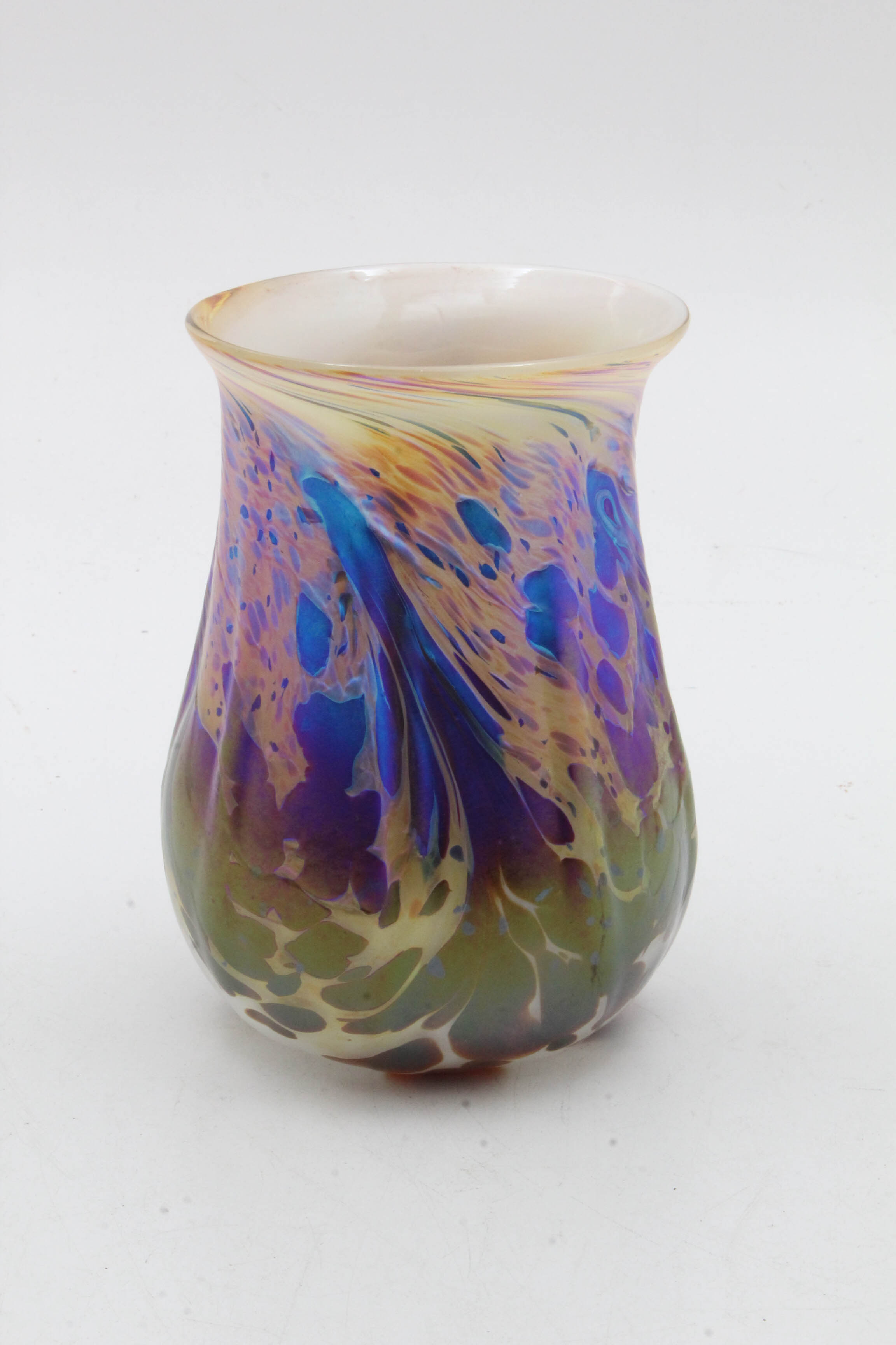 Tom Michael Blown Art Glass Vase | EBTH