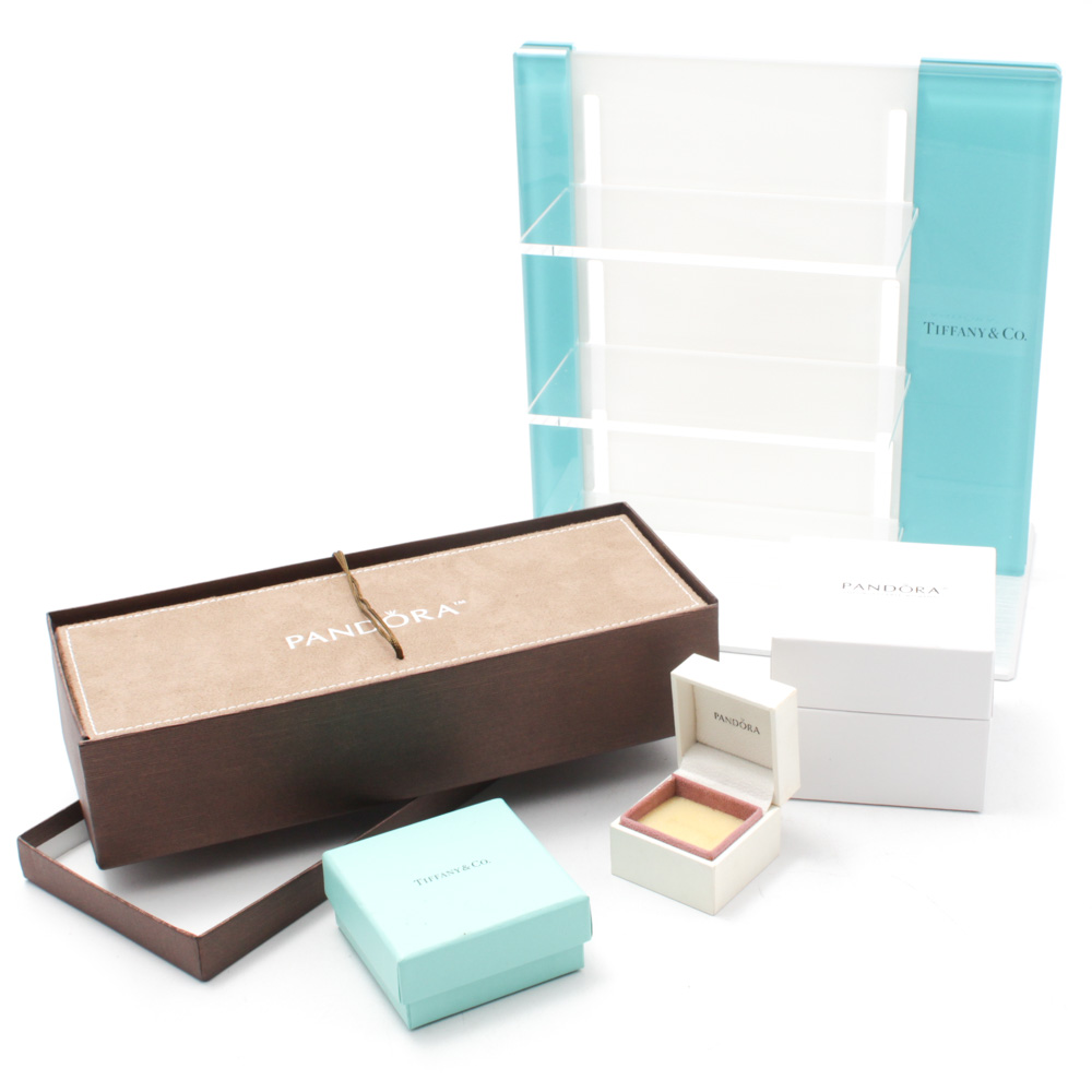 Tiffany and Pandora Displays and Presentation Boxes | EBTH