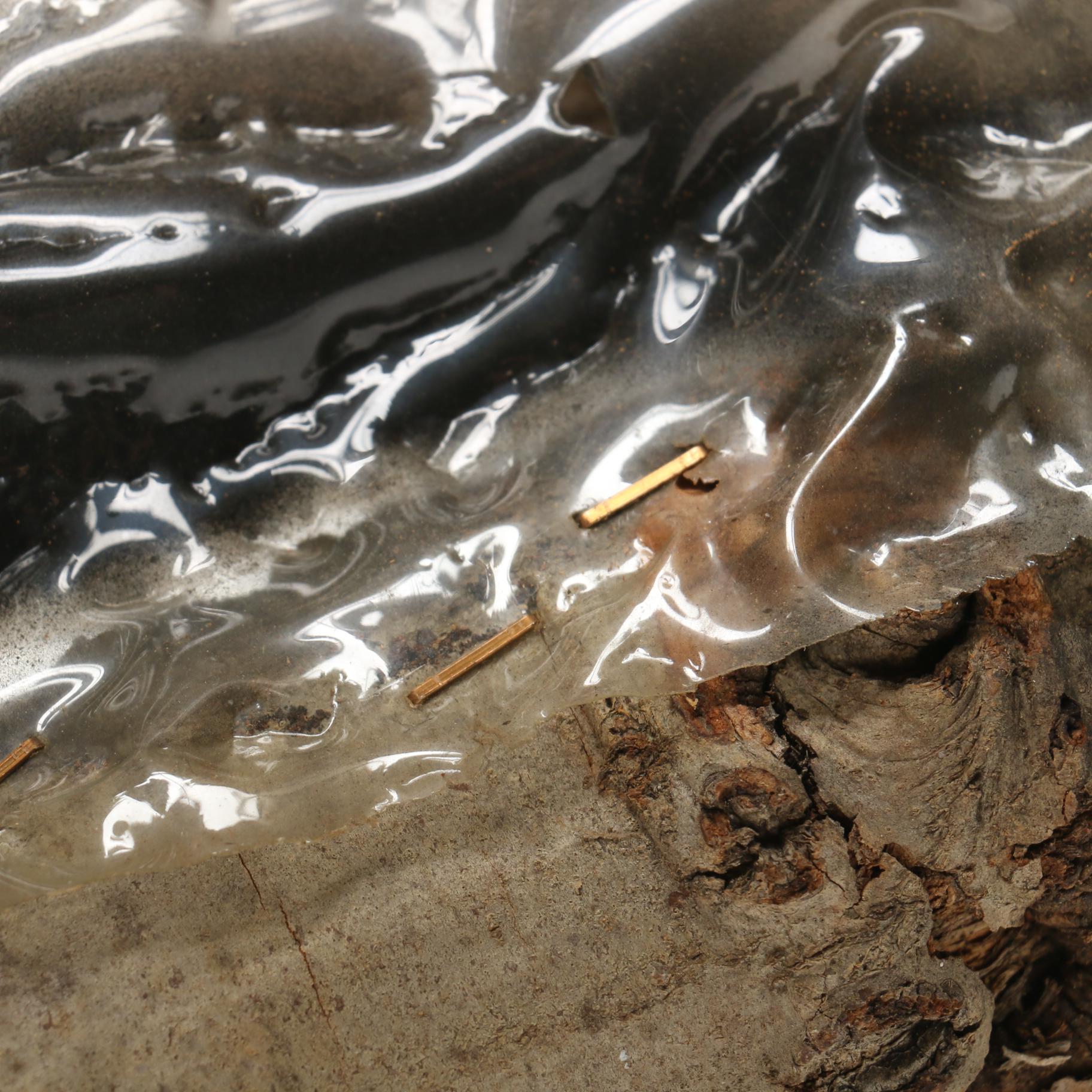 Lighted Fireplace Logs | EBTH