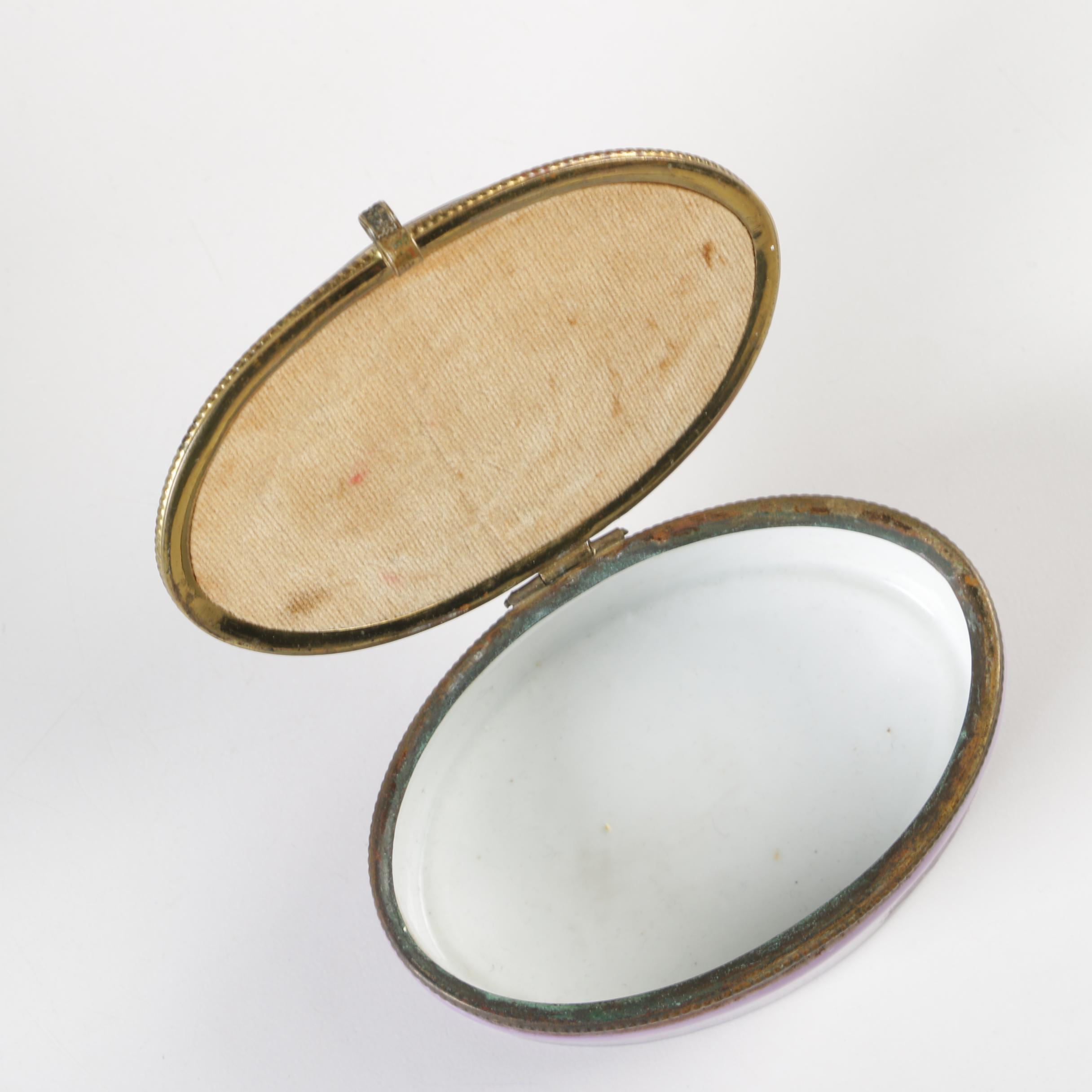 Decorative Candy Dish and Lidded Vessels | EBTH