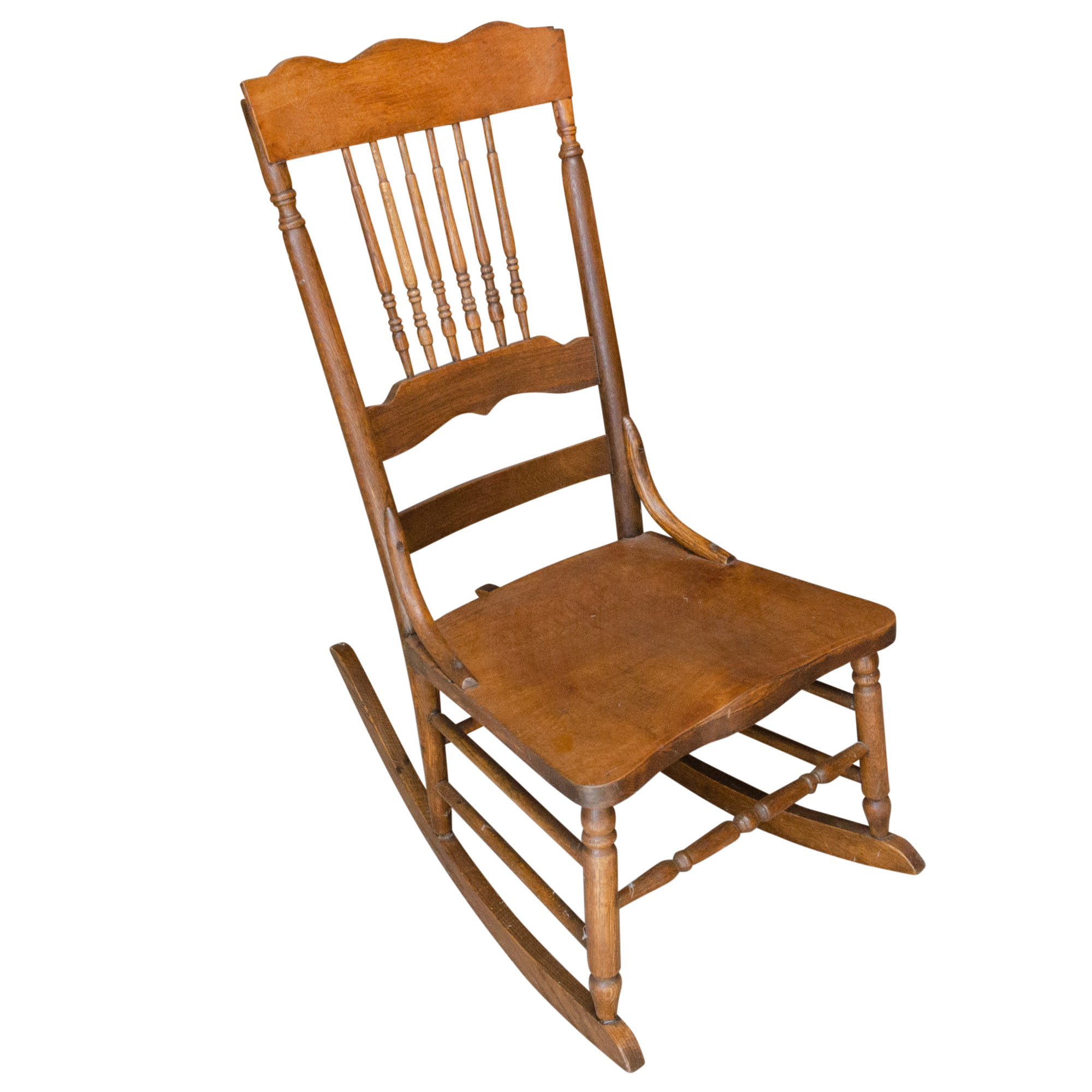 Colonial Style Oak Rocking Chair | EBTH