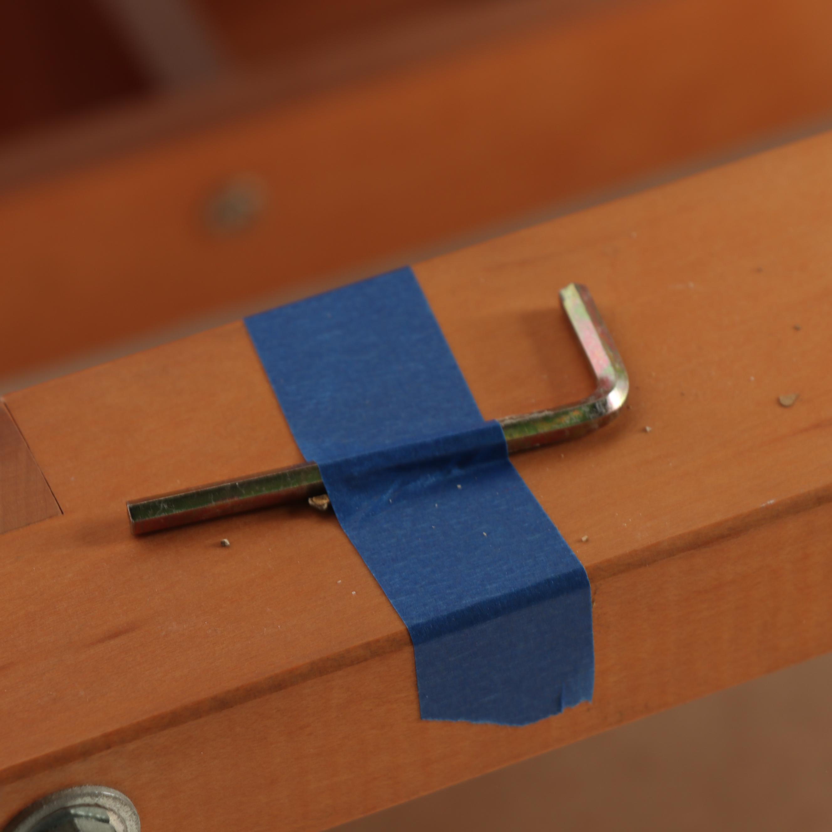 Countryside Handweavers Loom with Bench and Accessories | EBTH