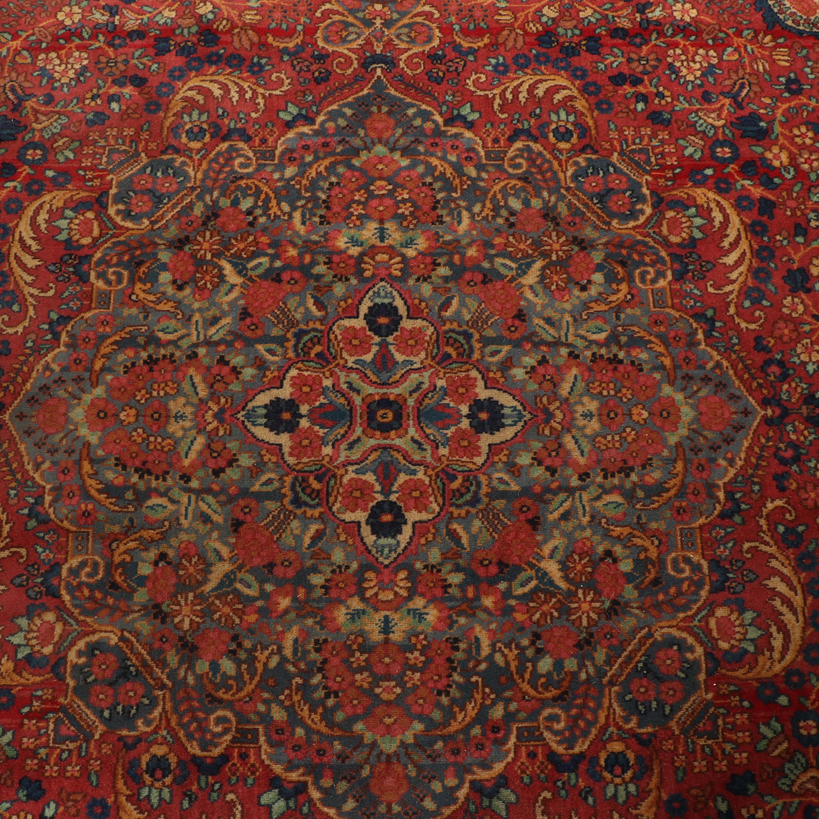 Machine Made Persian Style Wool Rug | EBTH