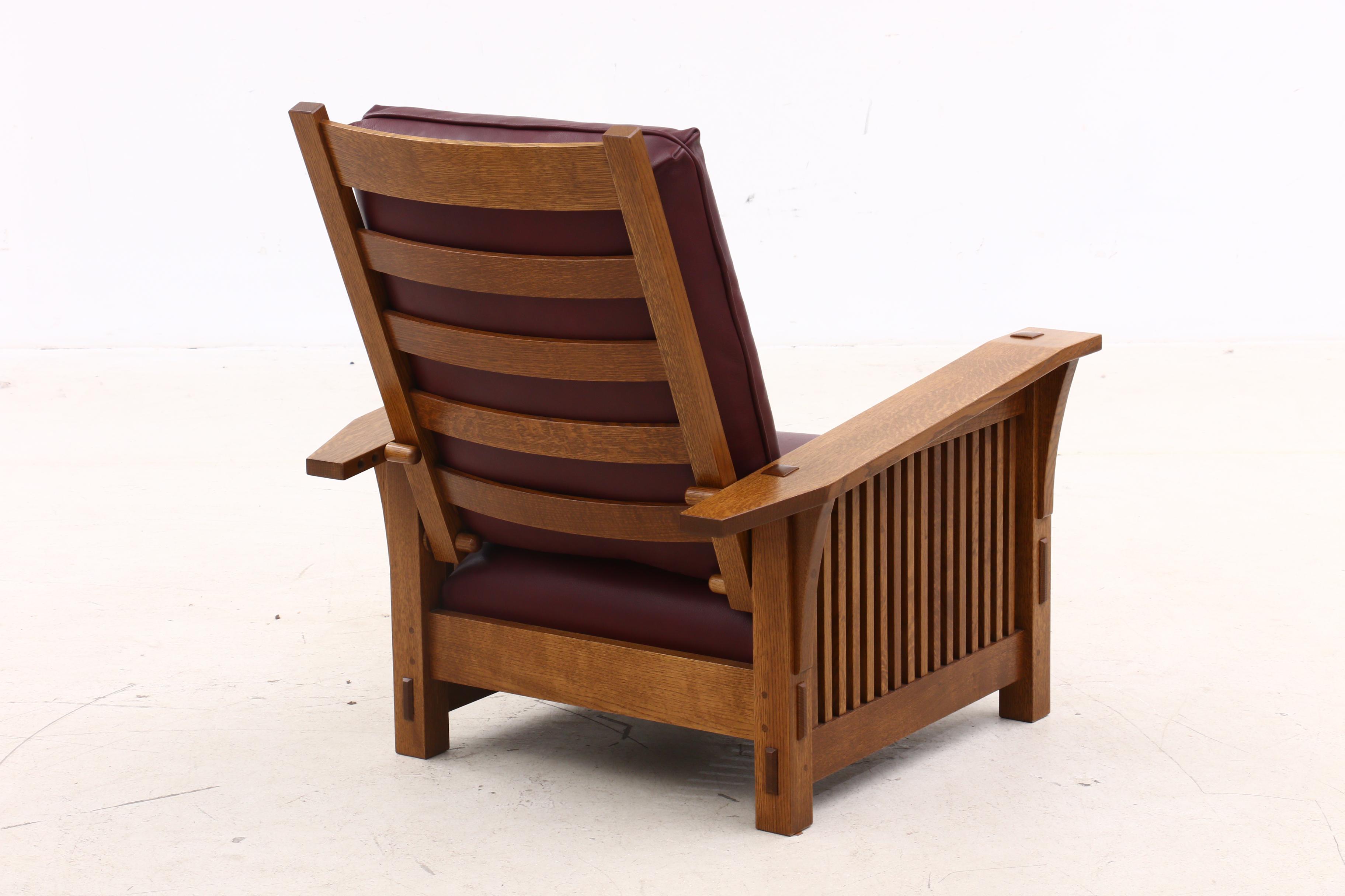 Stickley Arts and Crafts Style Oak Lounge Chair and Ottoman | EBTH