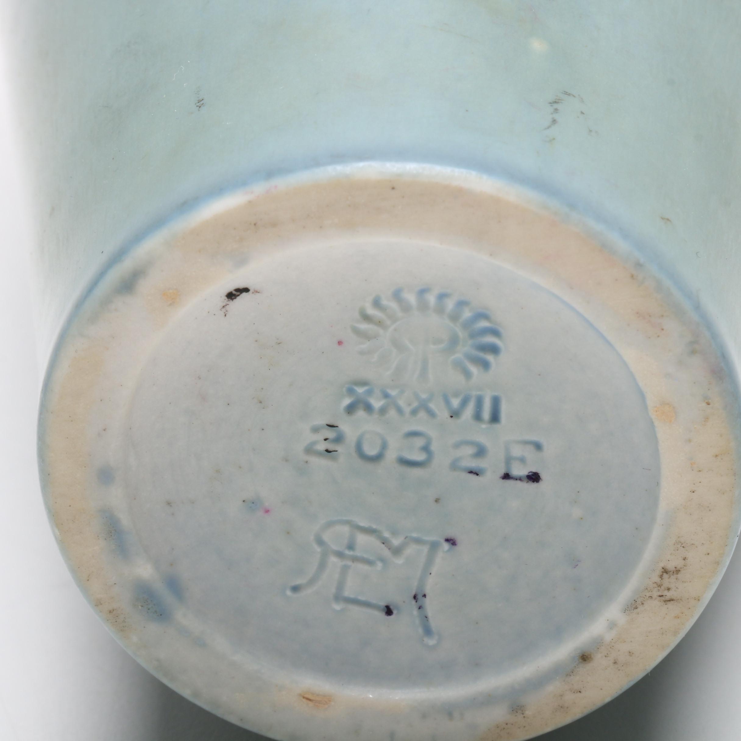 Ruben Earl Menzel Art Deco Rookwood Pottery Vase, 1937 | EBTH