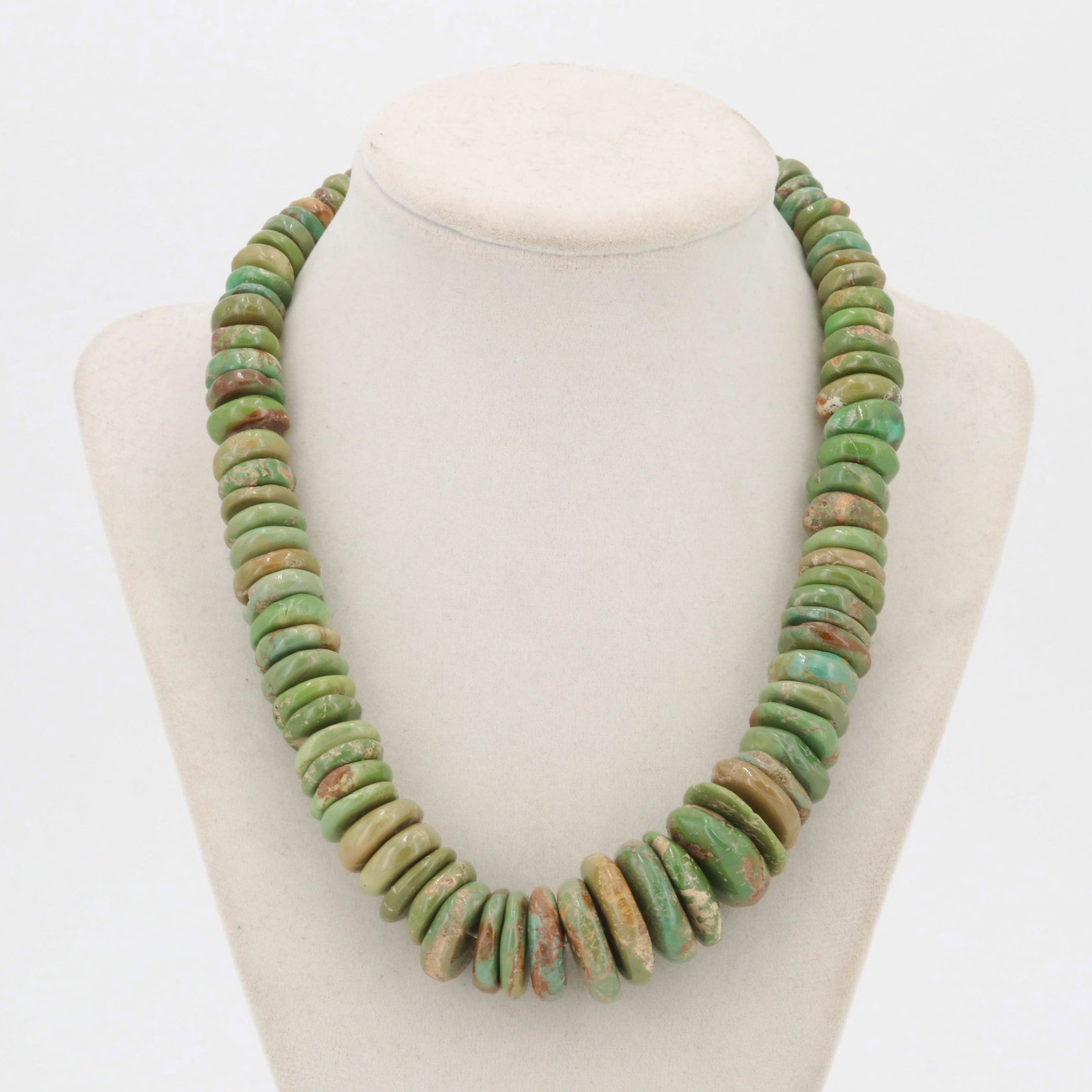 Green Turquoise Necklace | EBTH