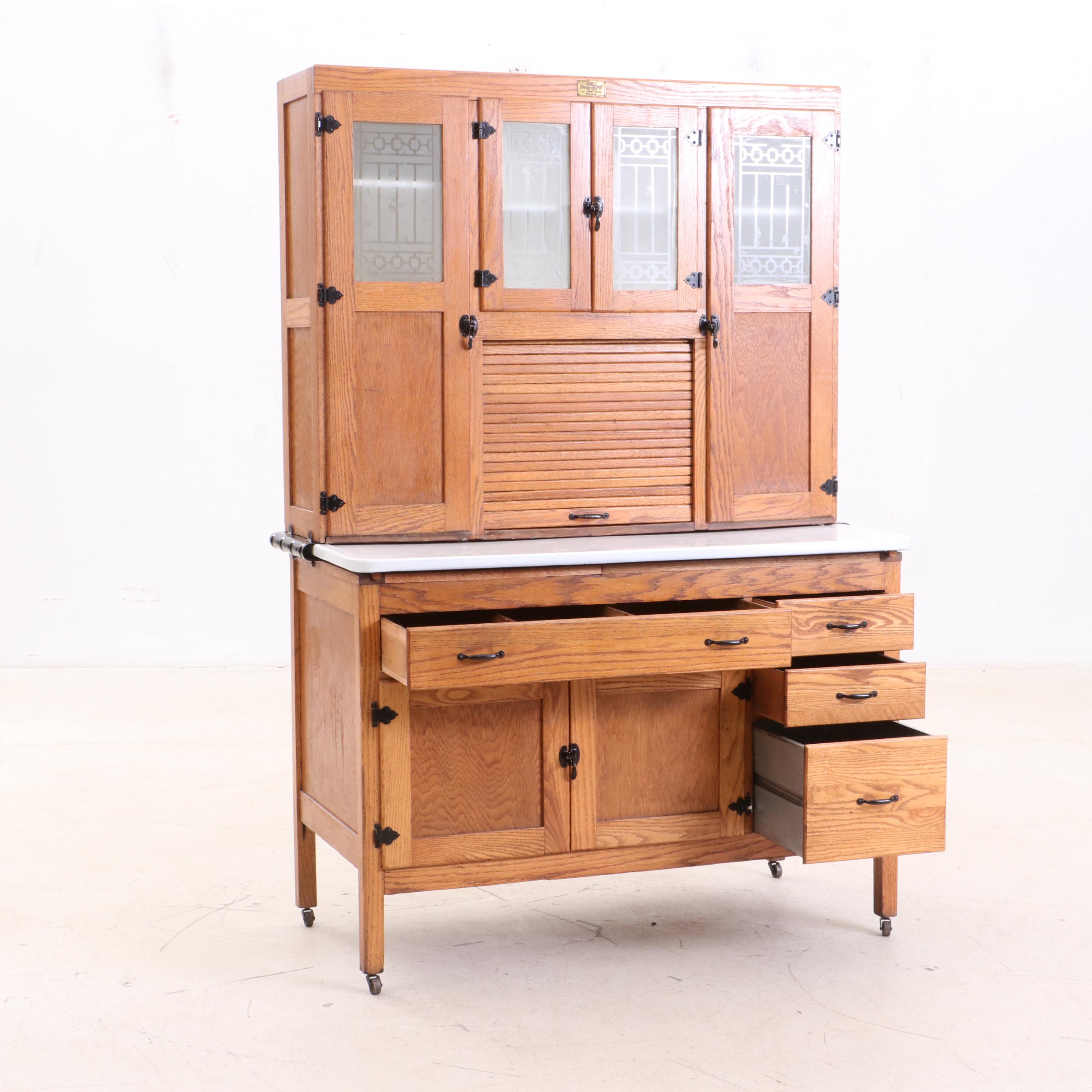 Ariel Hoosier Cabinet in Oak, "Handy Helper" Model | EBTH