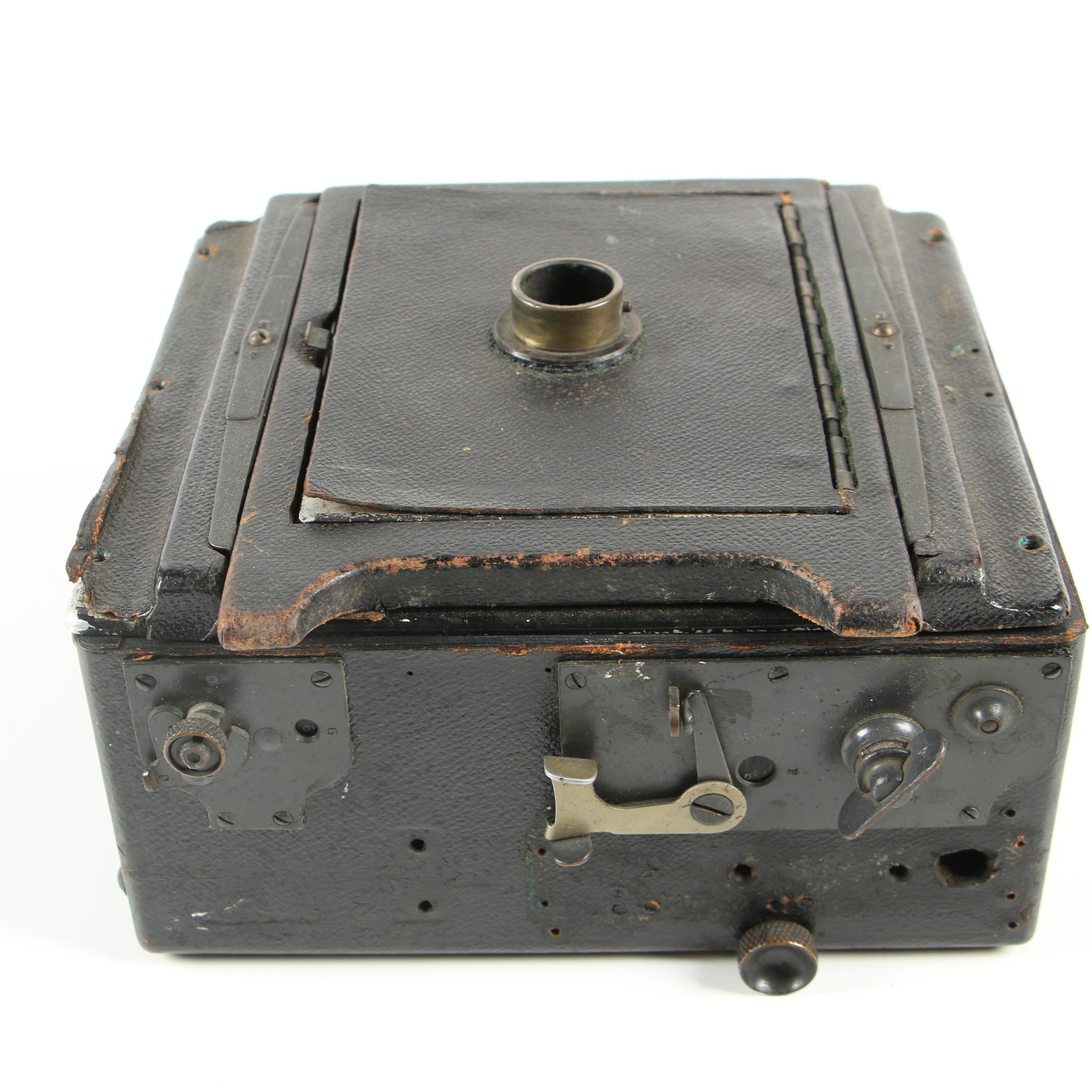 Folmer Graflex Speed Graphic and Seneca Chautauqua Cameras | EBTH