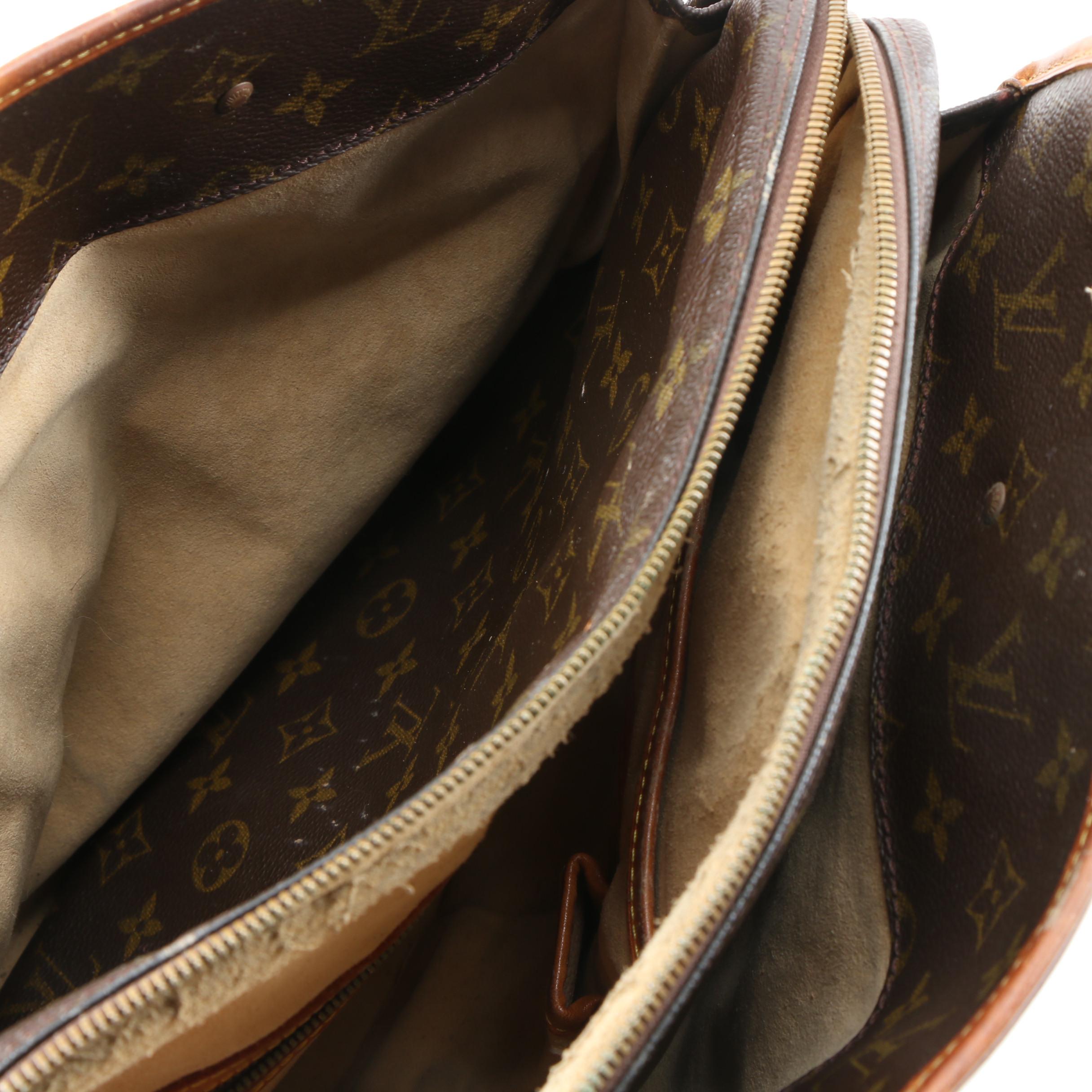 Louis Vuitton Rivoli Briefcase in Monogram Canvas and Leather ...