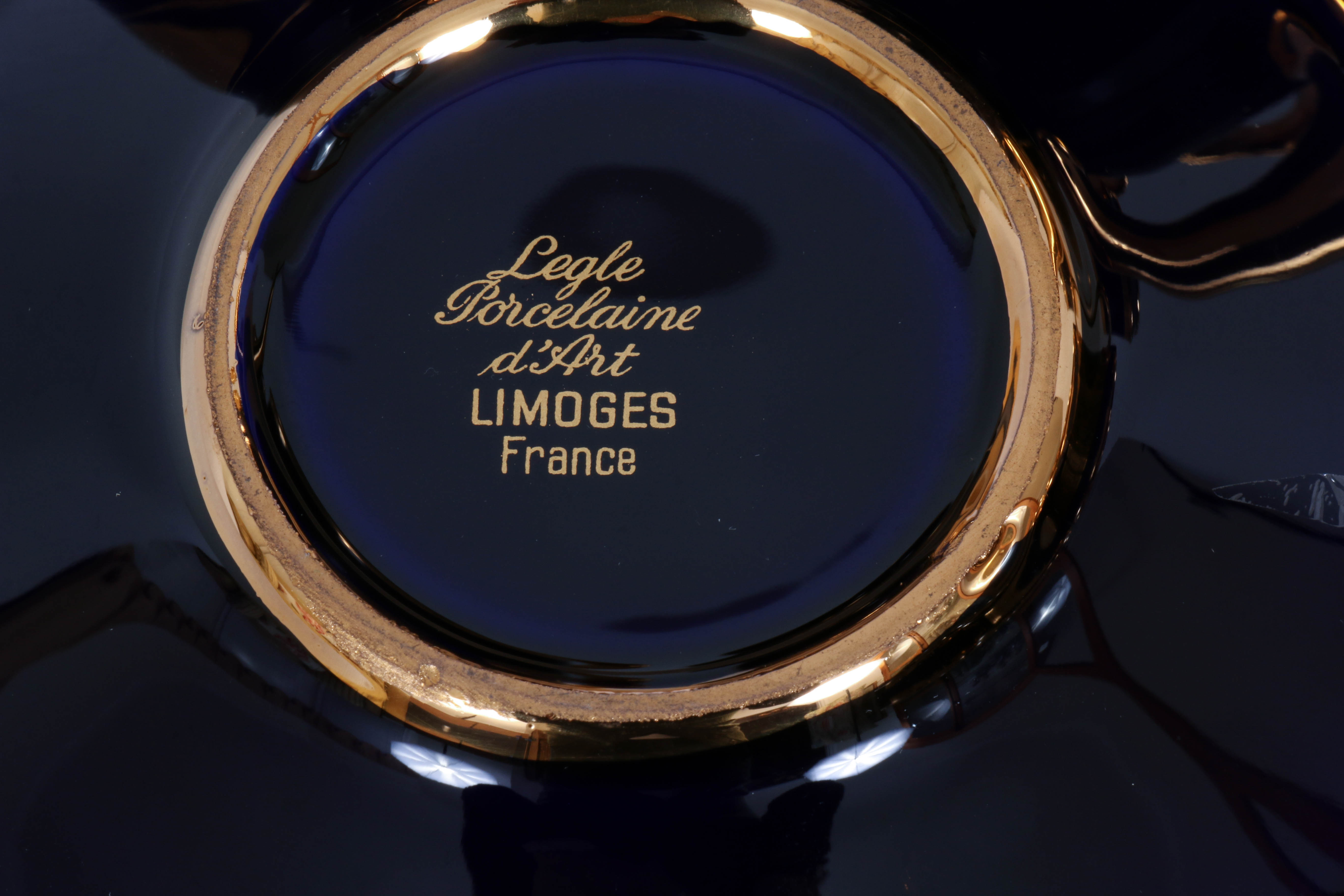 Legle Porcelaine d'Art Limoges Gilt Accented Porcelain Tea Service | EBTH