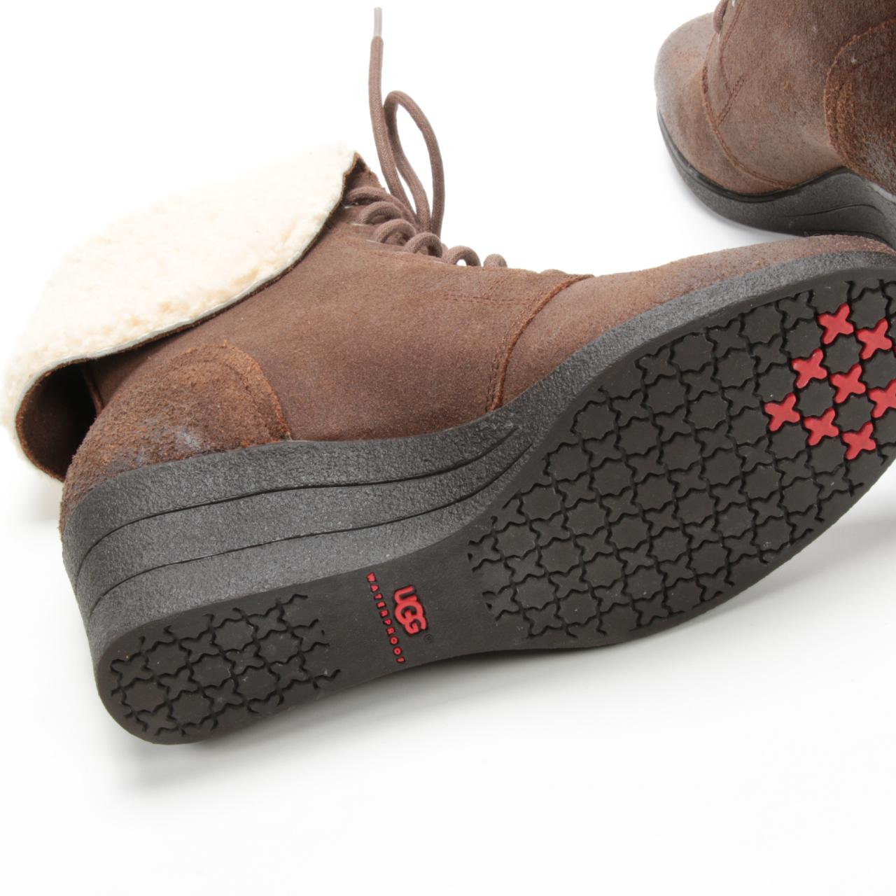 UGG Australia Uptown Zea Leather Lace-Up Shearling Waterproof Boots | EBTH