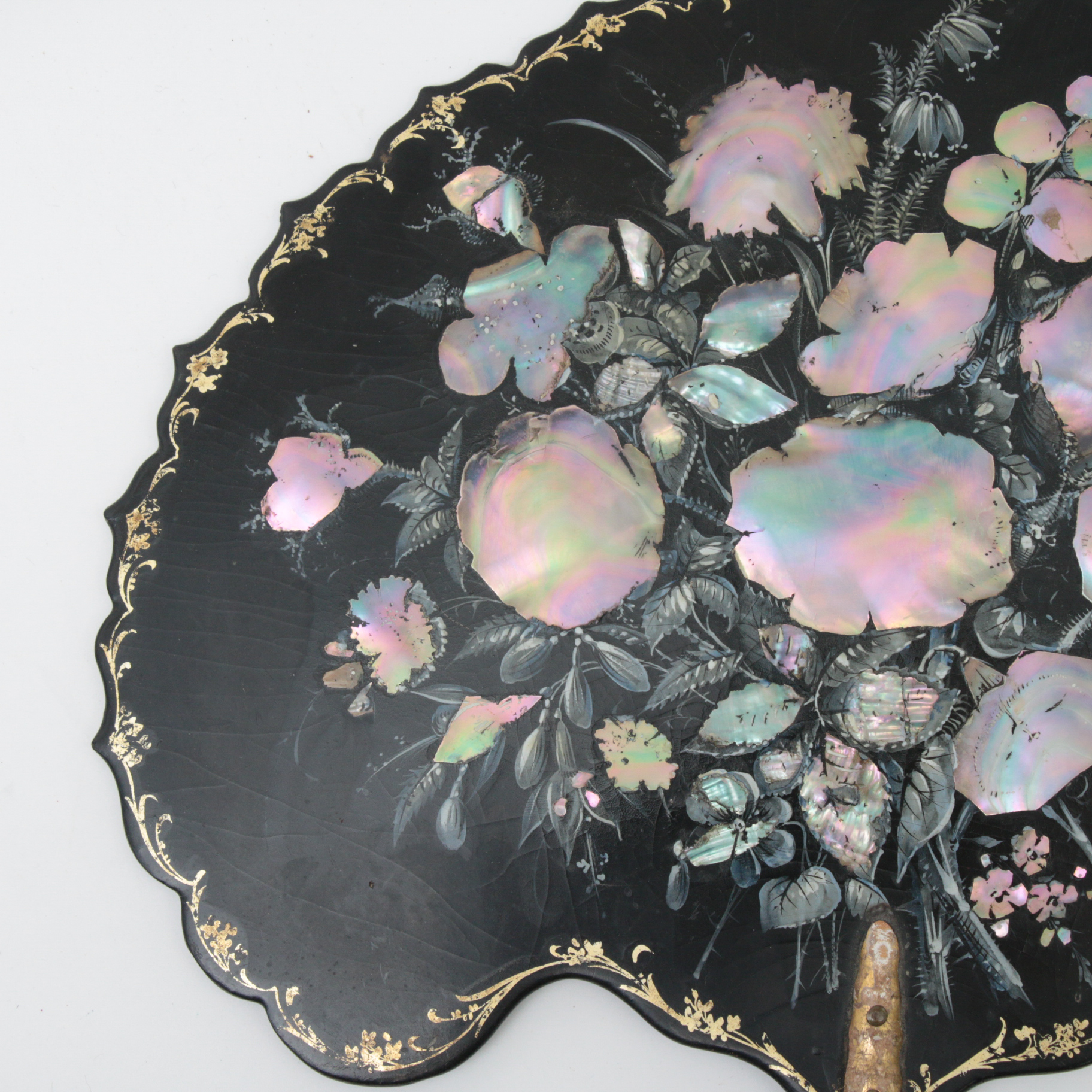 Victorian Hand-Painted Hand Held Fan with Abalone Shell Inlay | EBTH