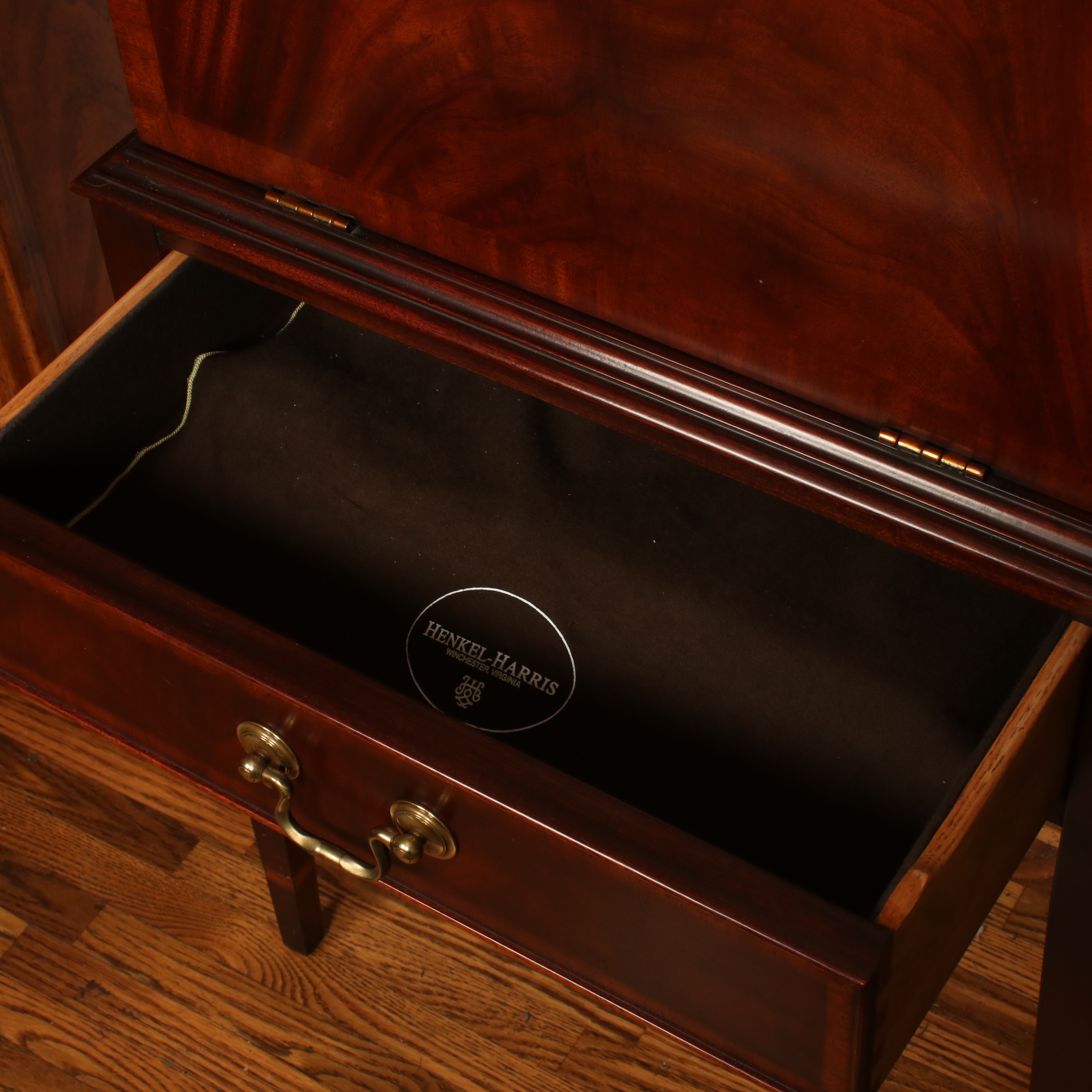 Henkel-Harris Federal Style Inlaid Mahogany Standing Silver Chest ...