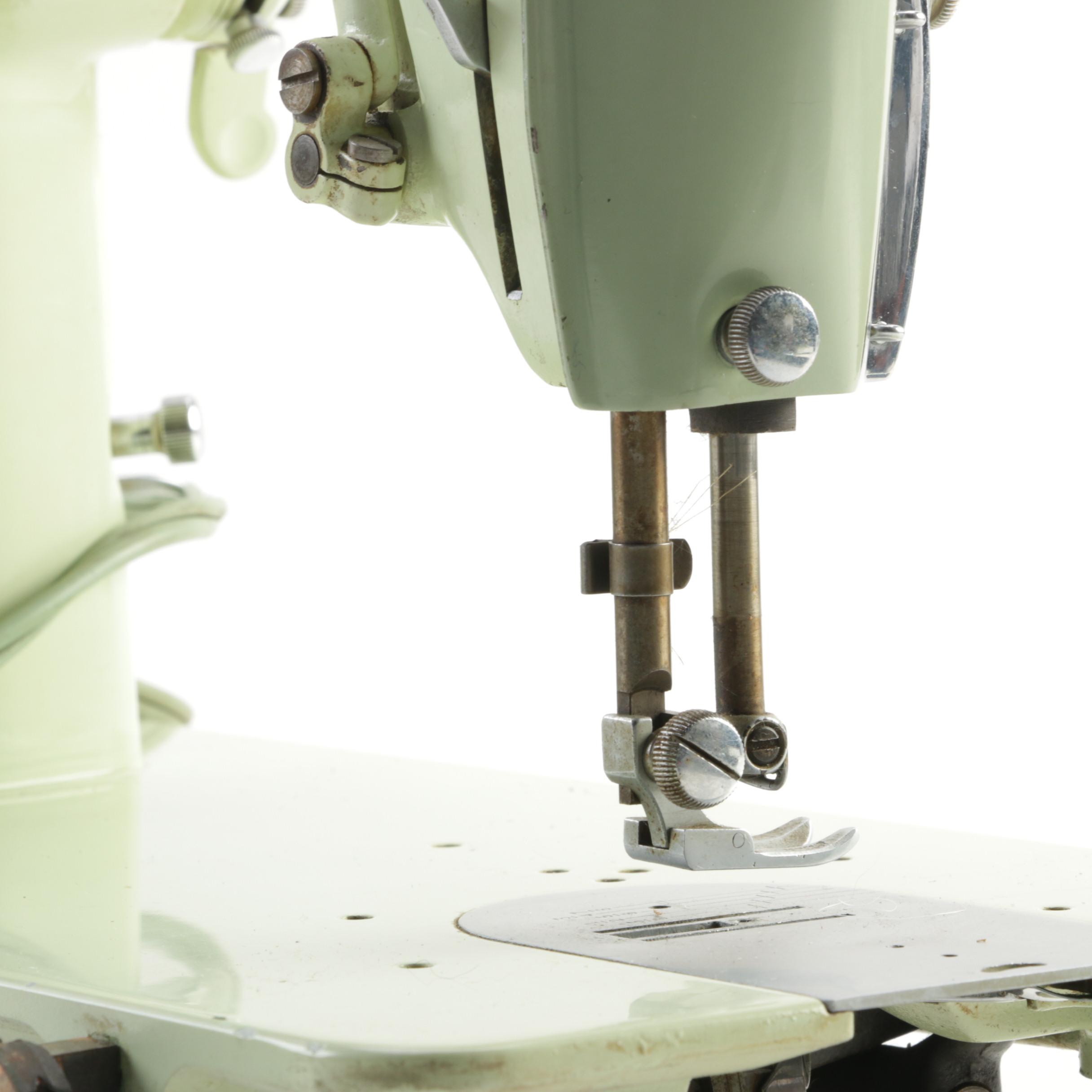 Singer Model 319W Sewing Machine with Case, 1950s | EBTH