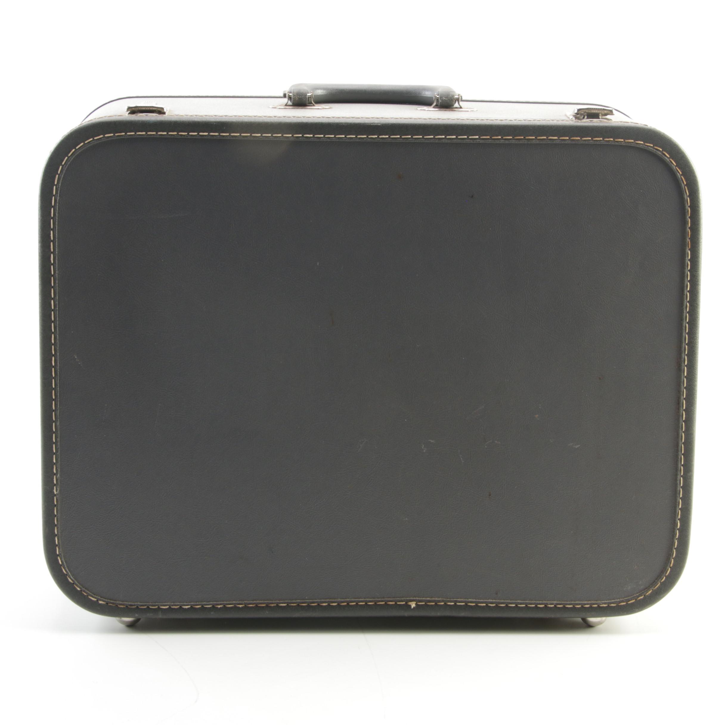 Singer Model 319W Sewing Machine with Case, 1950s | EBTH