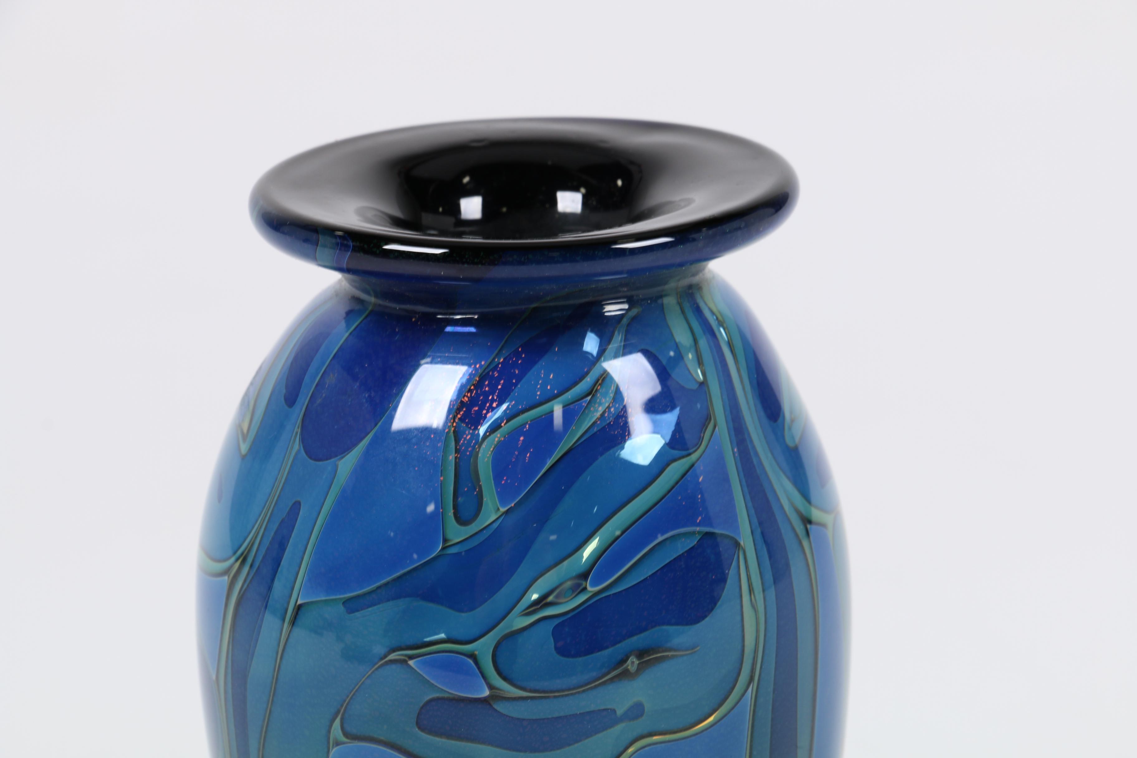 Robert Eickholt Handblown Art Glass Vase, 2007 | EBTH